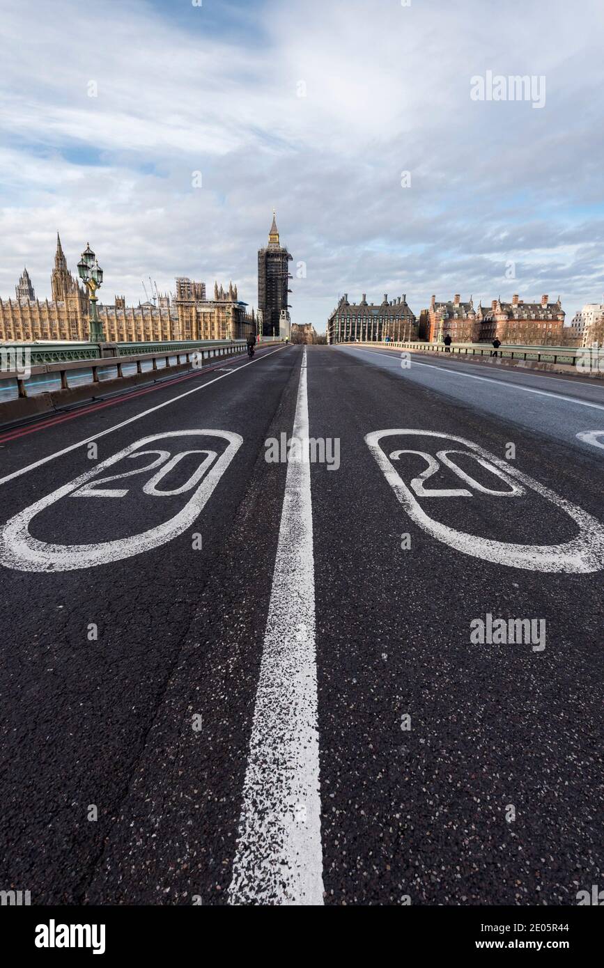 Same traffic signs hi-res stock photography and images - Alamy