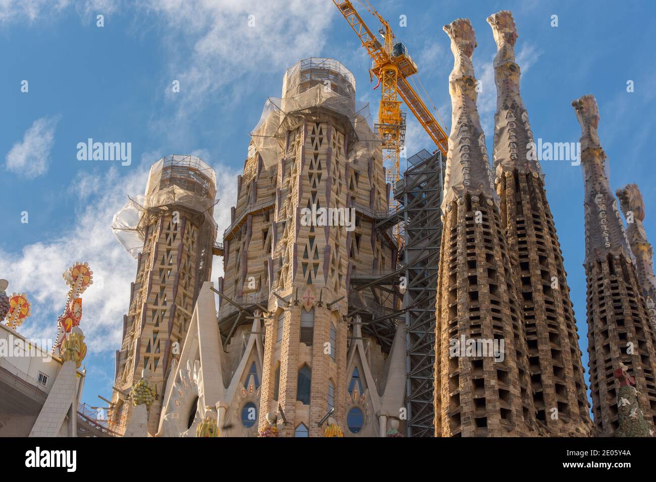 Basicila and expiatory church of the holy family hi-res stock ...