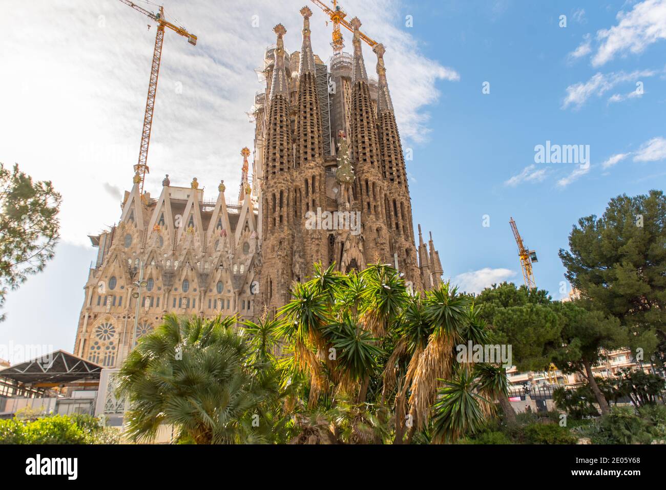 Basicila and expiatory church of the holy family hi-res stock ...