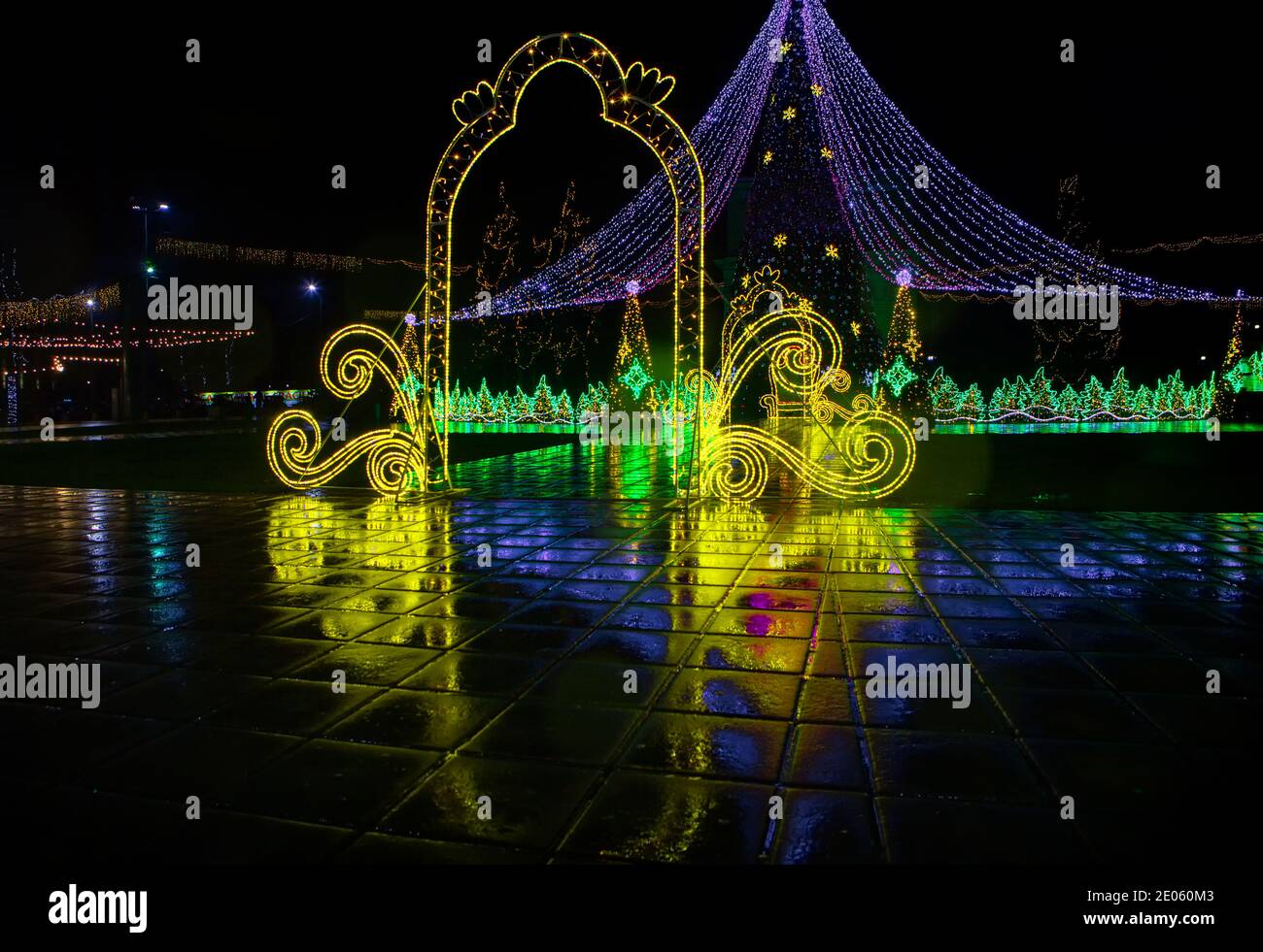 Christmas illuminated gate . New Year street decoration Stock Photo - Alamy