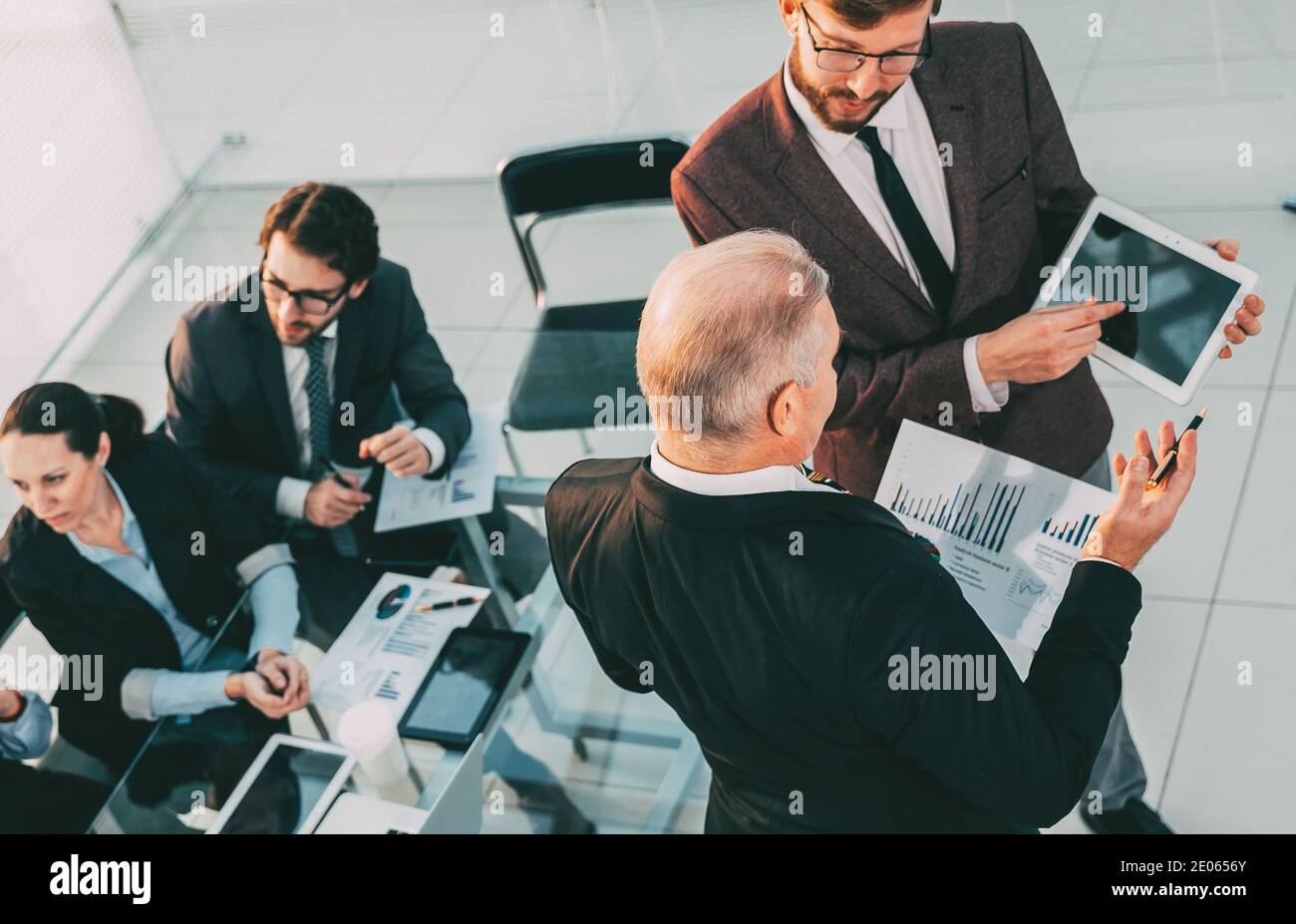 Documents business corporate strategy hi-res stock photography and ...