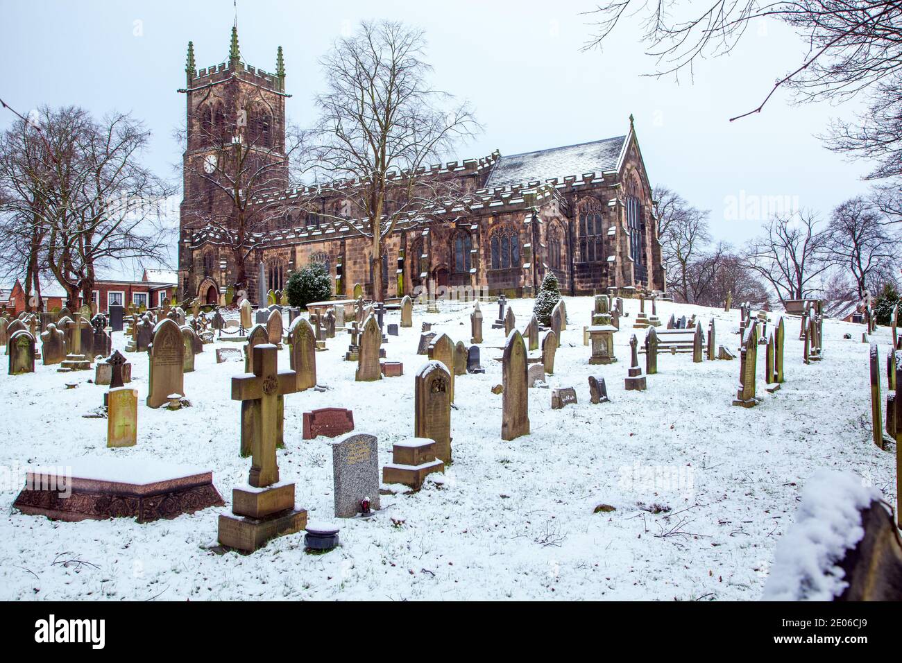 St marys parish church sandbach hi-res stock photography and images - Alamy