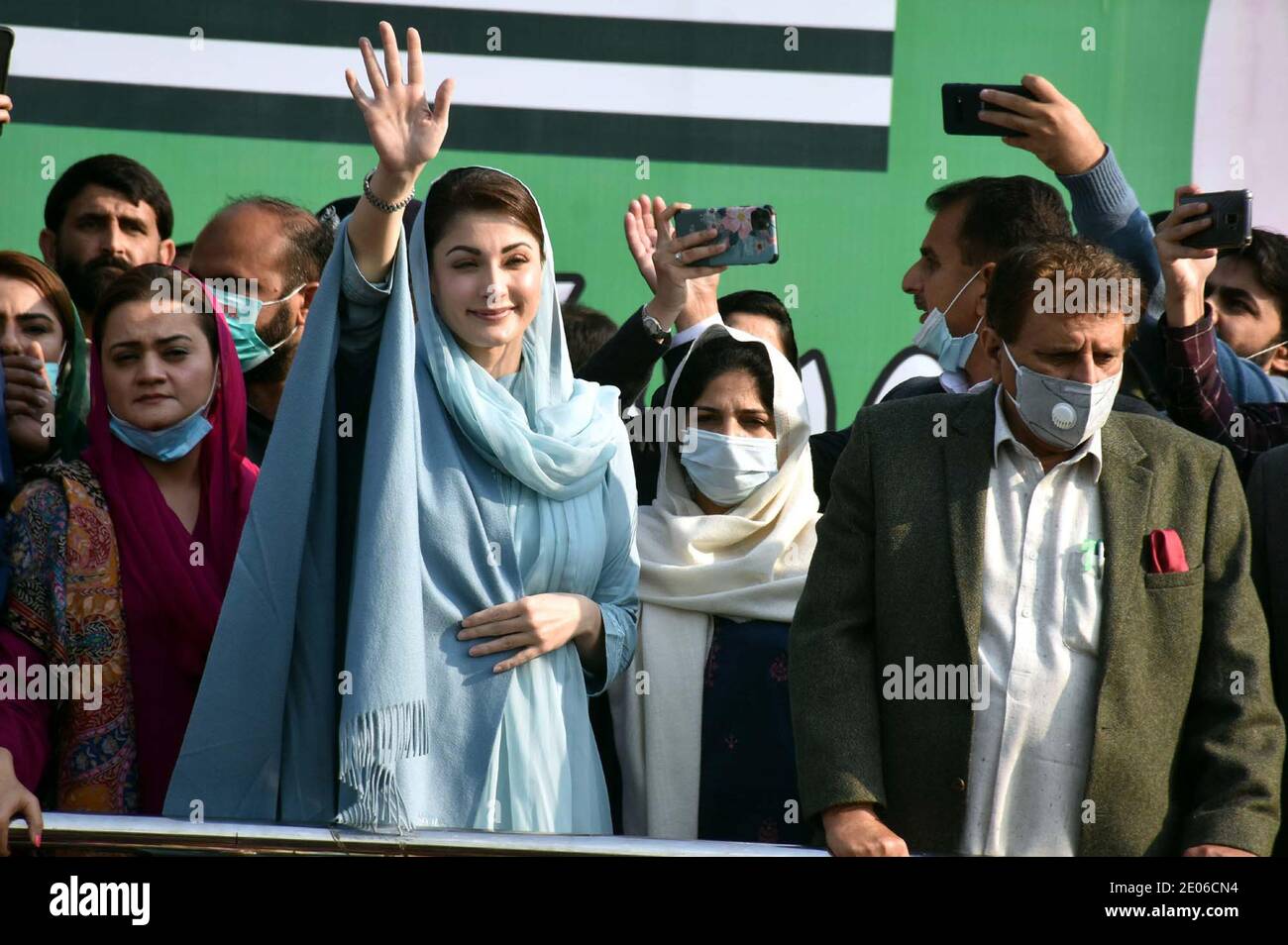 Hand islamabad hi-res stock photography and images - Alamy