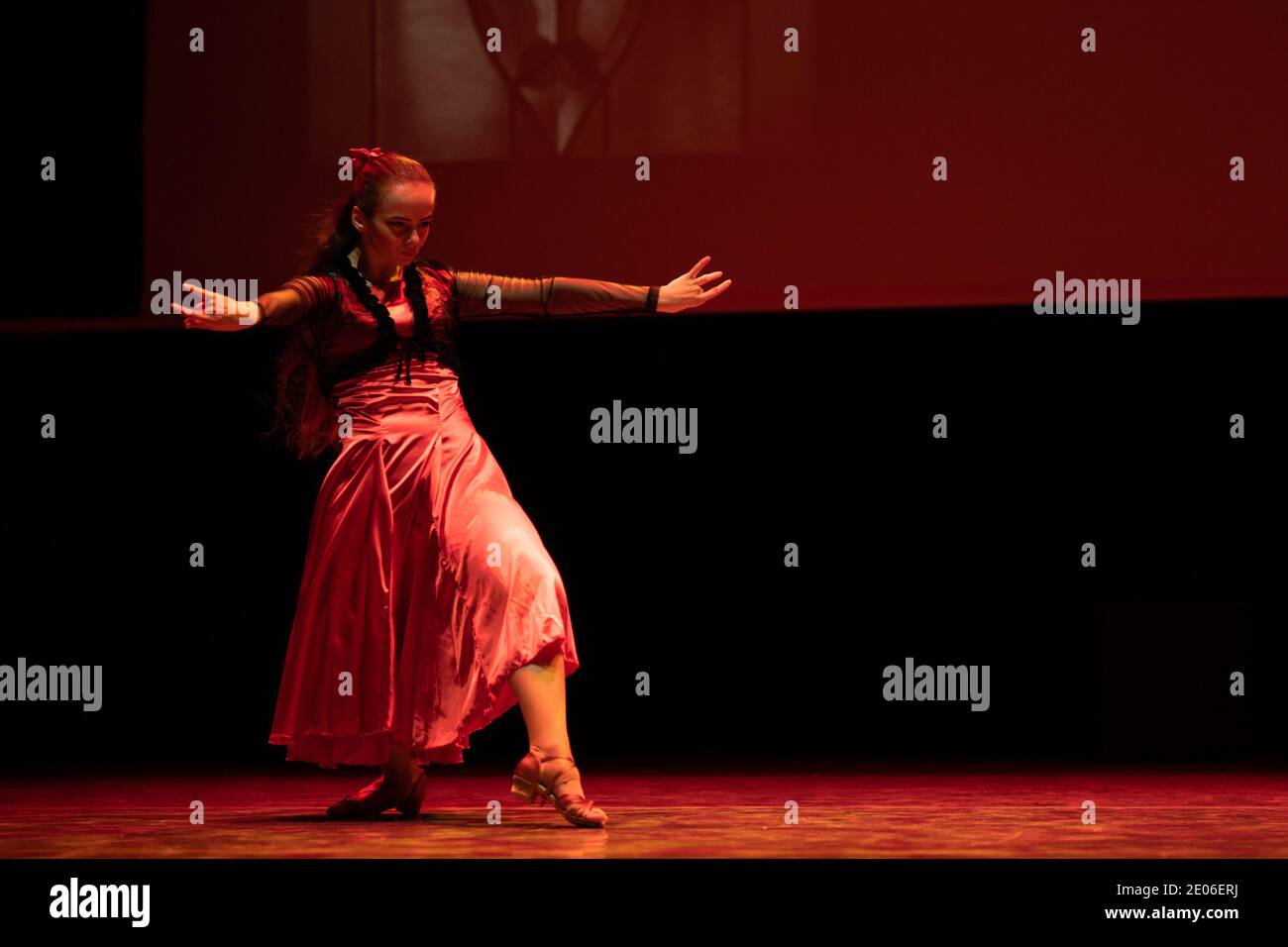 Spanish Girl Dancing Castanets High Resolution Stock Photography and ...