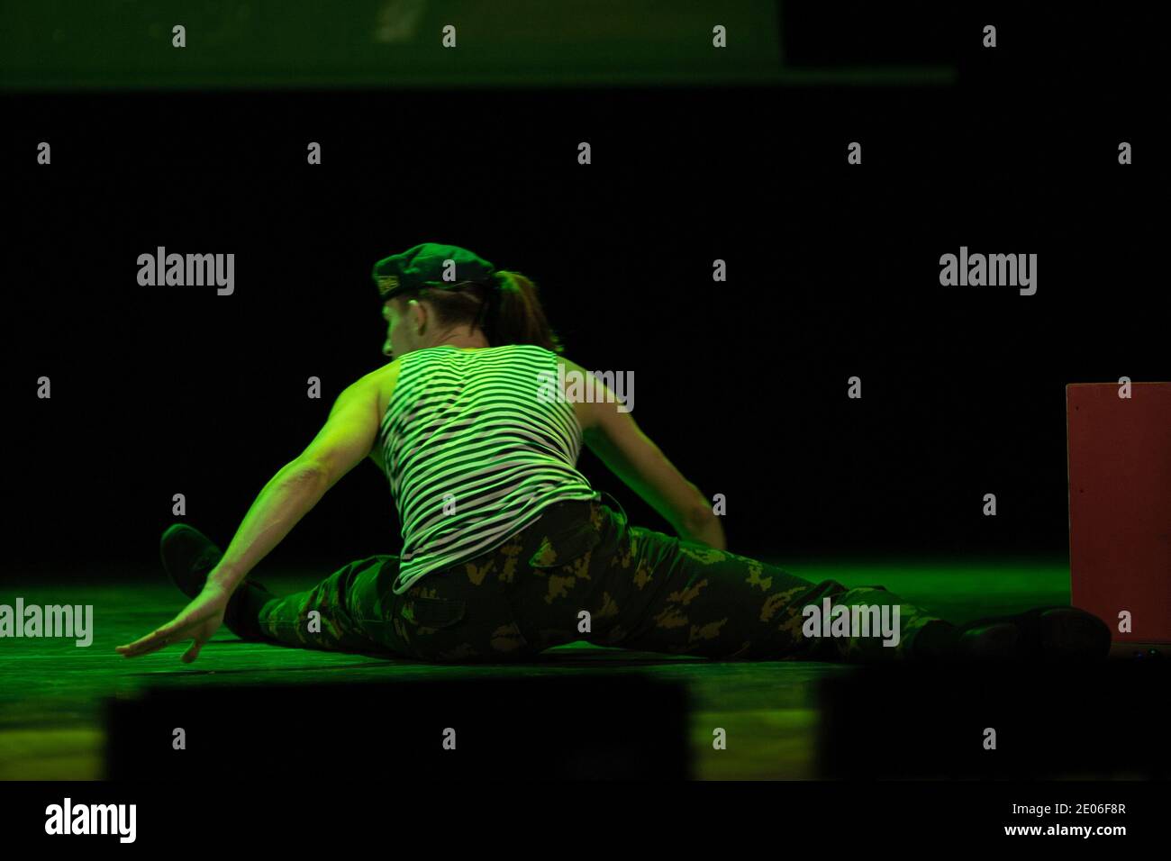 American military dance show hi-res stock photography and images - Alamy