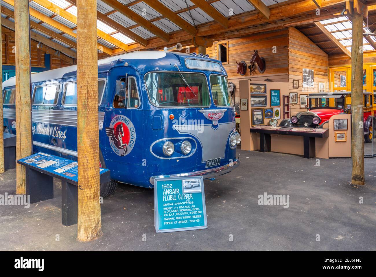 House bus new zealand hi-res stock photography and images - Alamy