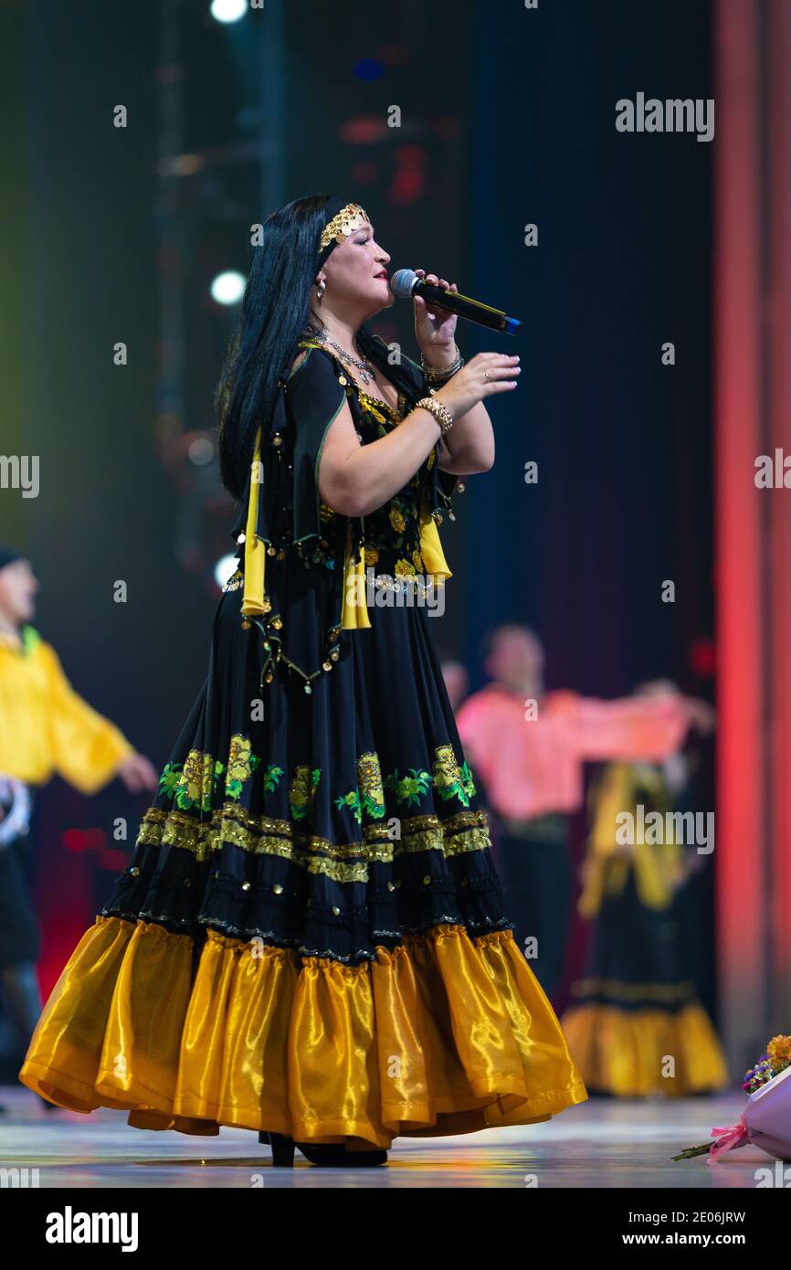 Cabaret Artist Skirt High Resolution Stock Photography and Images - Alamy