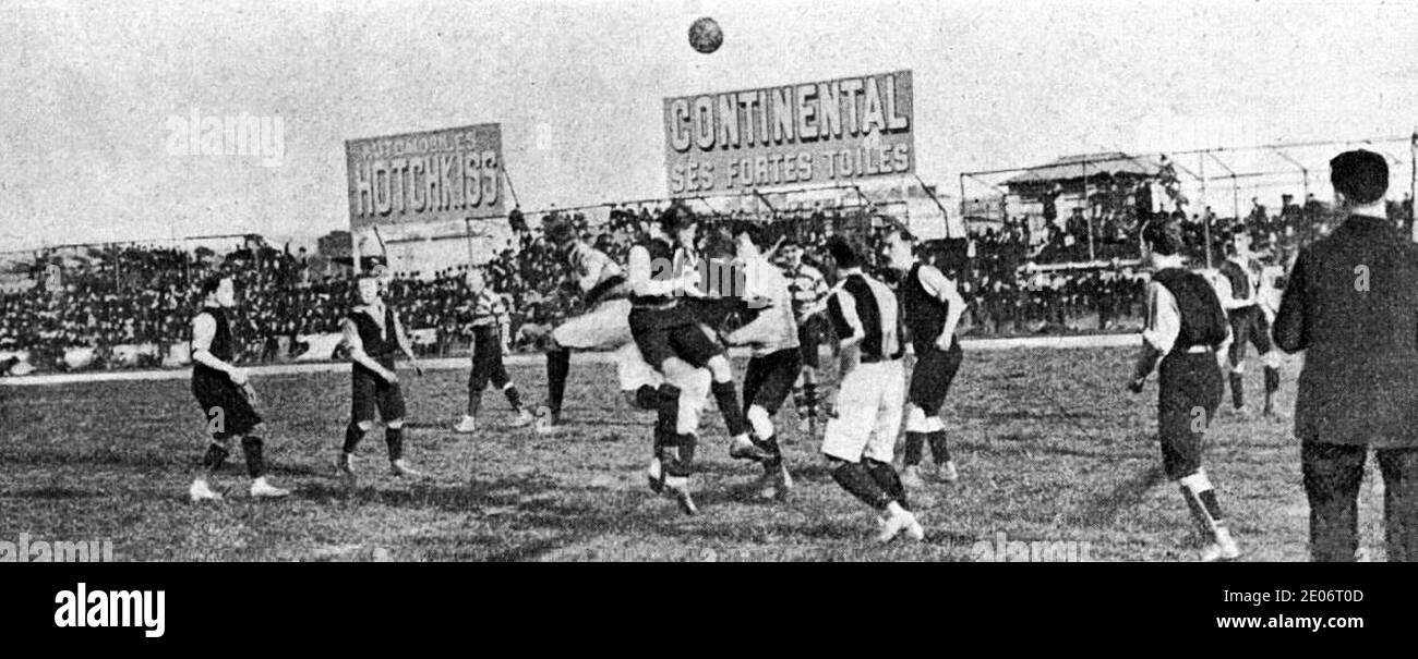 1905 football Black and White Stock Photos & Images - Alamy