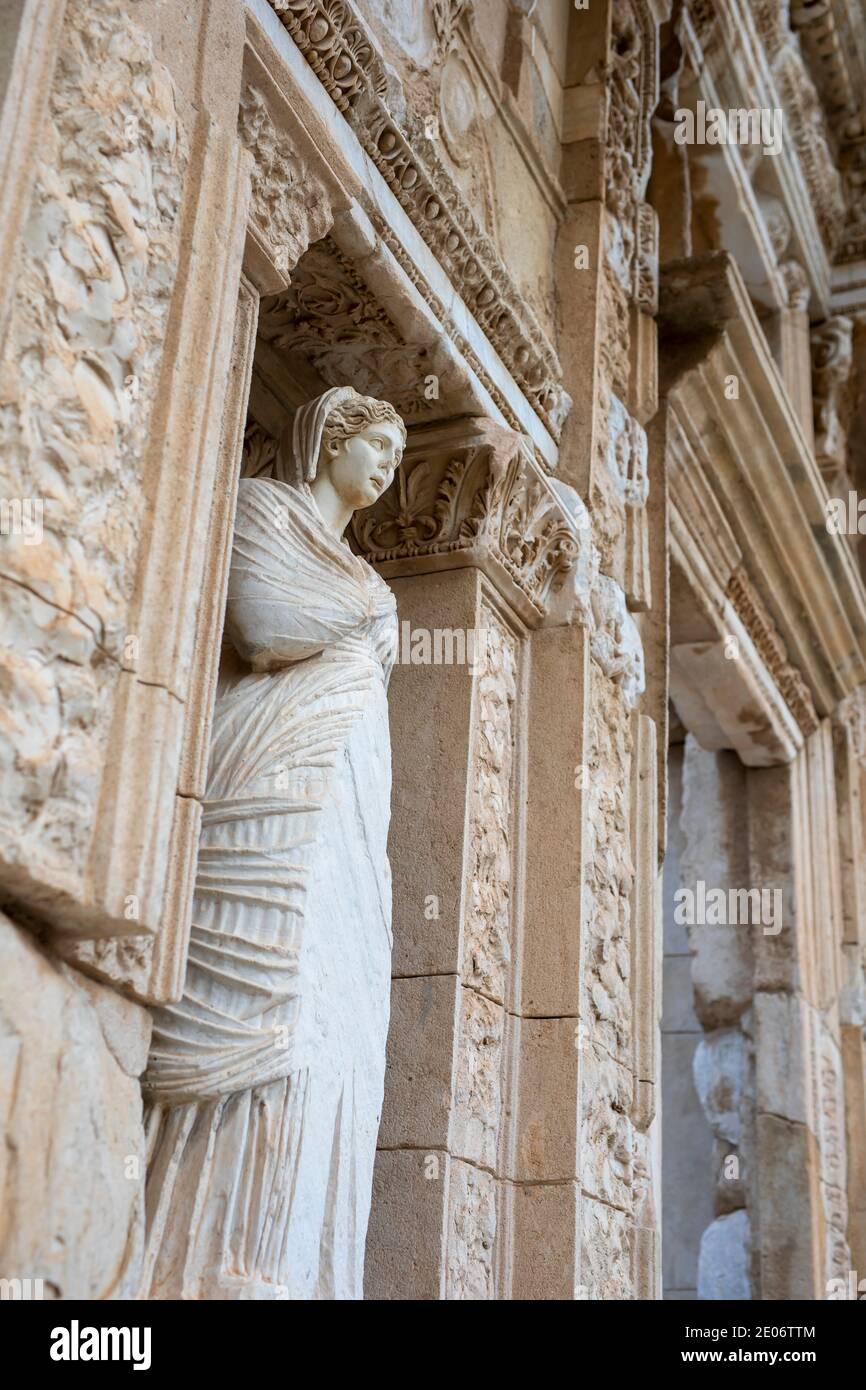 Statue on the Front of Celsus Library at Ephesus Stock Photo - Alamy