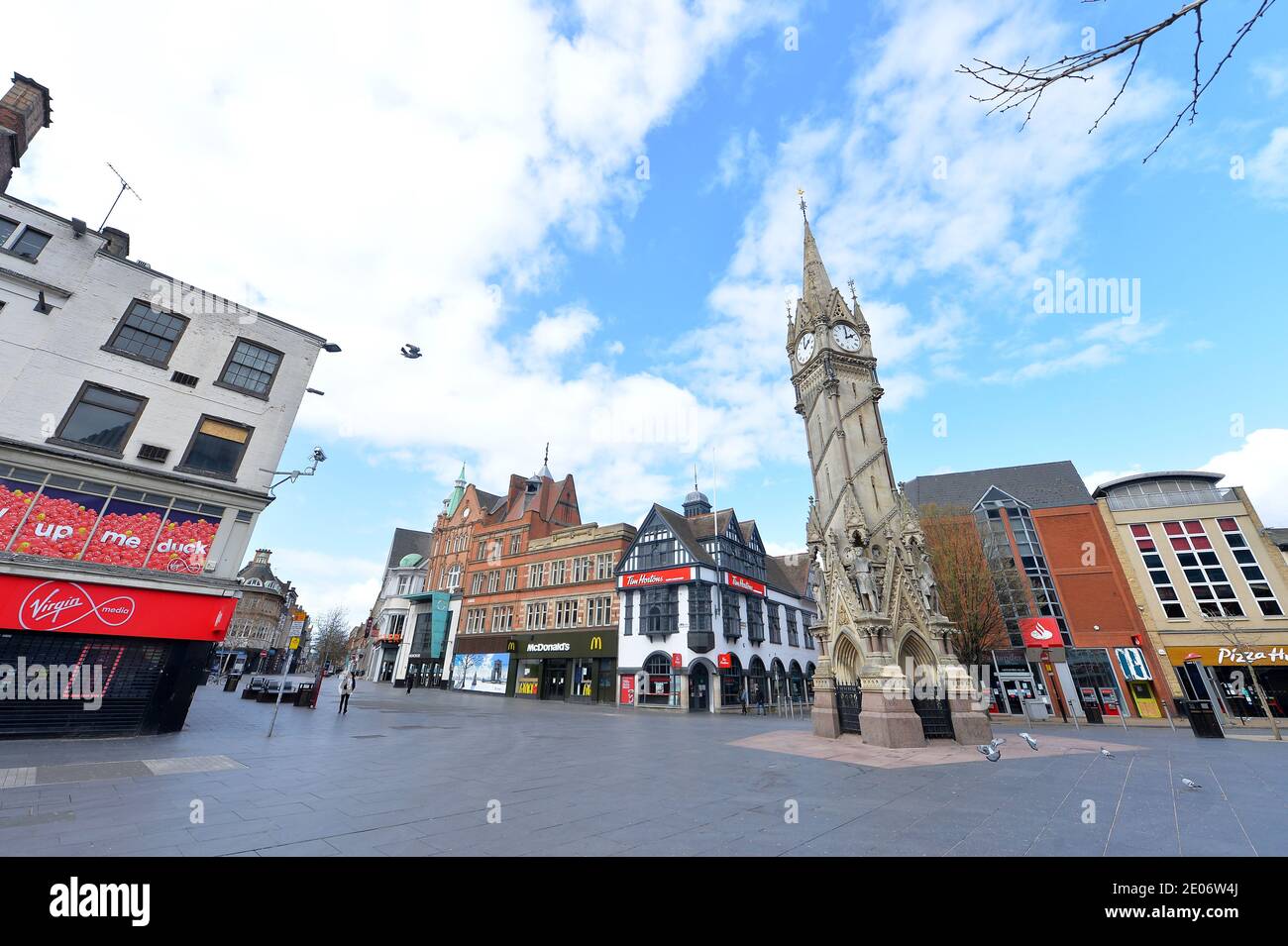 City centre streets hi-res stock photography and images - Alamy