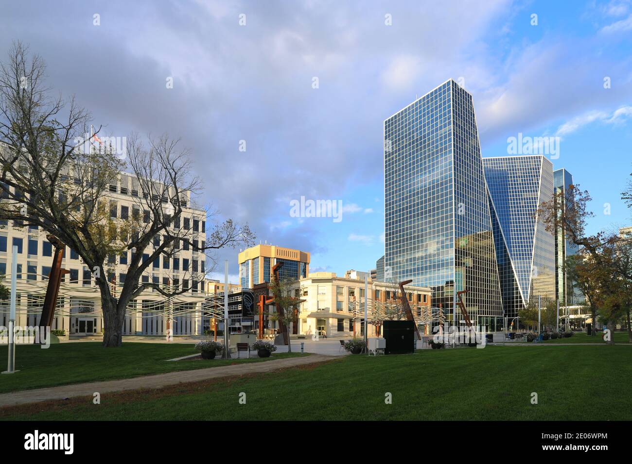 Regina saskatchewan architecture hi-res stock photography and images ...