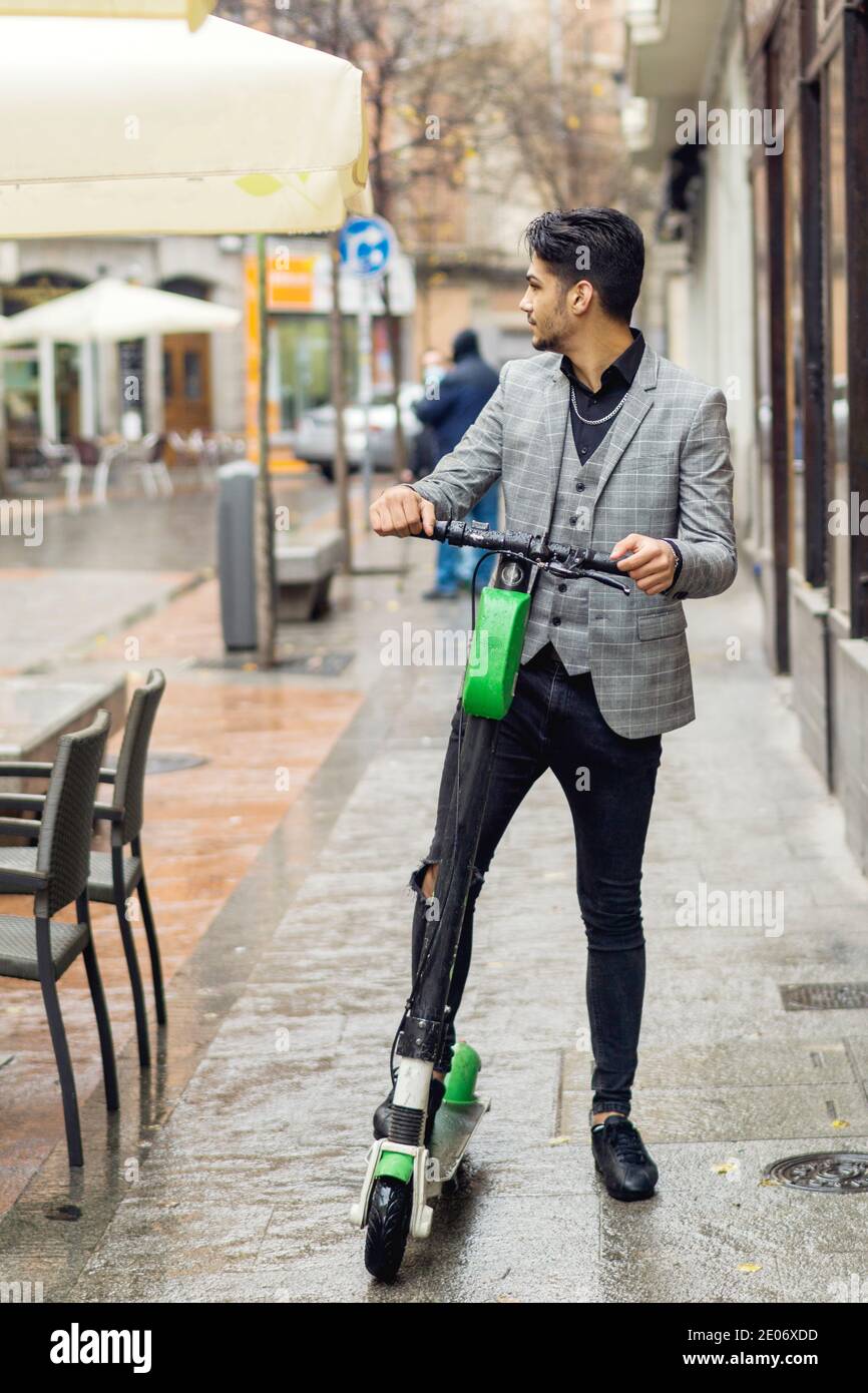 Future eco city hi-res stock photography and images - Alamy