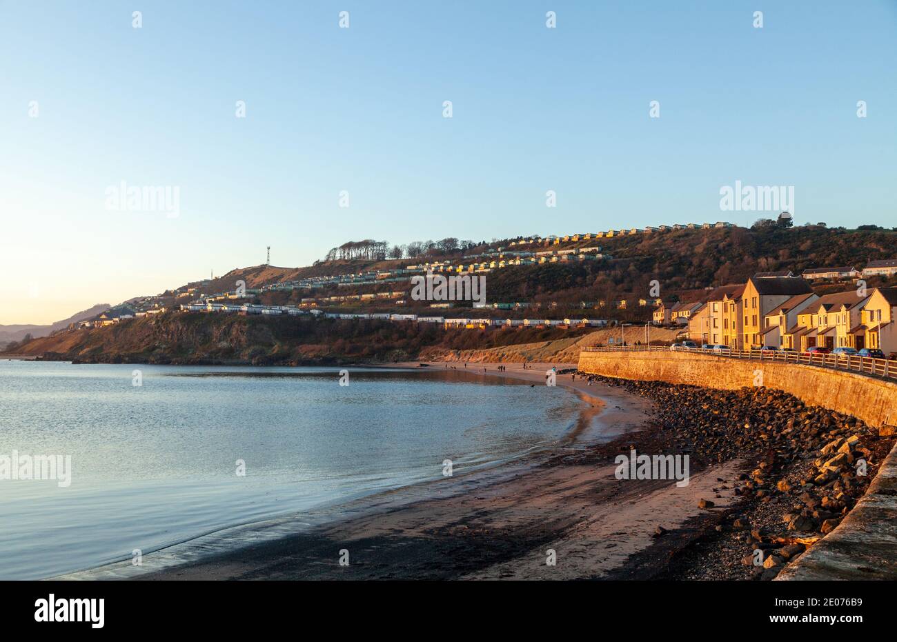 Pettycur Bay beach along the Fife Coastal Path, Fife, Scotland Stock ...