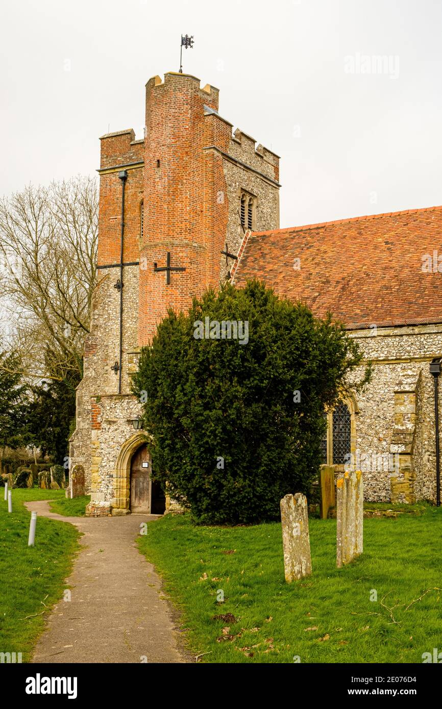 St Peter and St Paul Church, Church Road, Ash, Kent Stock Photo - Alamy
