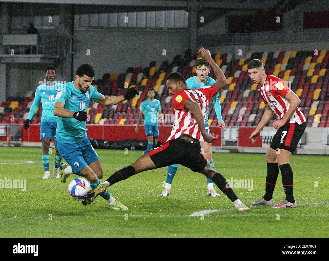 Brentford, UK. 30th Dec, 2020. Dominic Solanke (L) of Bournemouth and ...