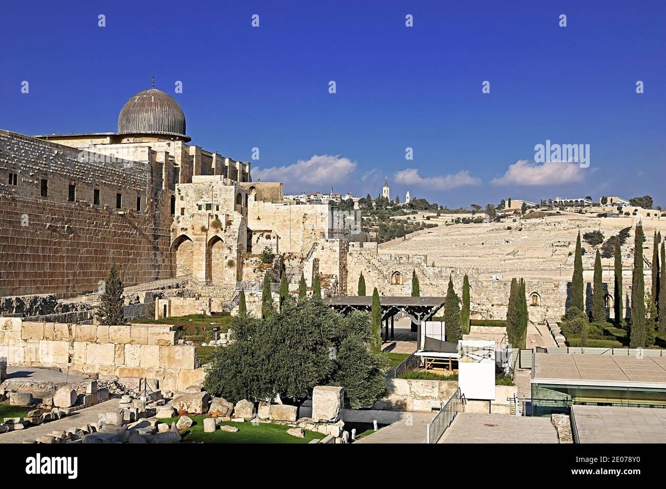 Asian jewish temple hi-res stock photography and images - Alamy