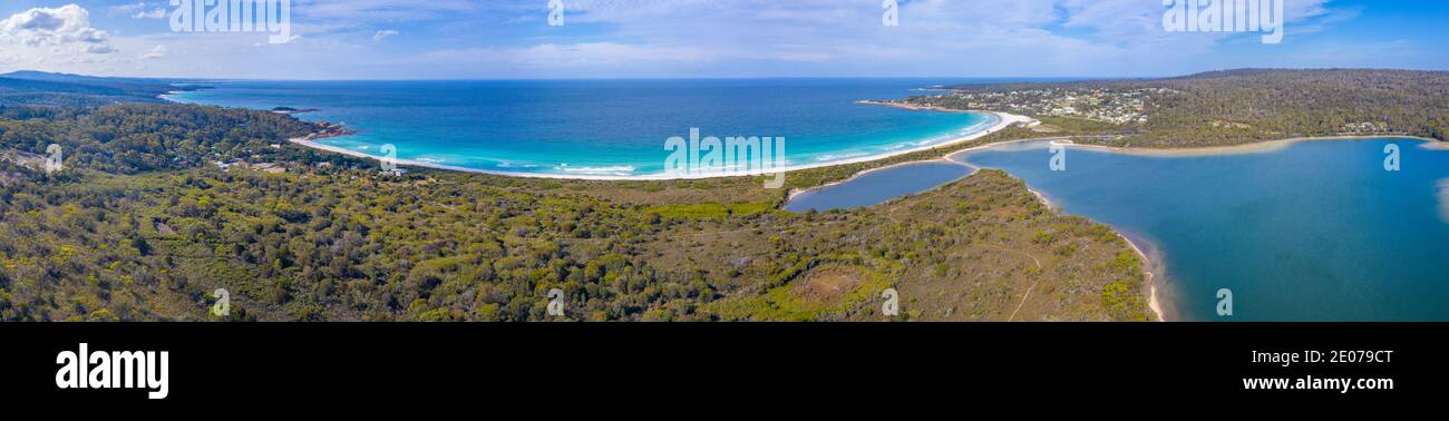 Aerial view of Binalong bay in Tasmania, Australia Stock Photo - Alamy