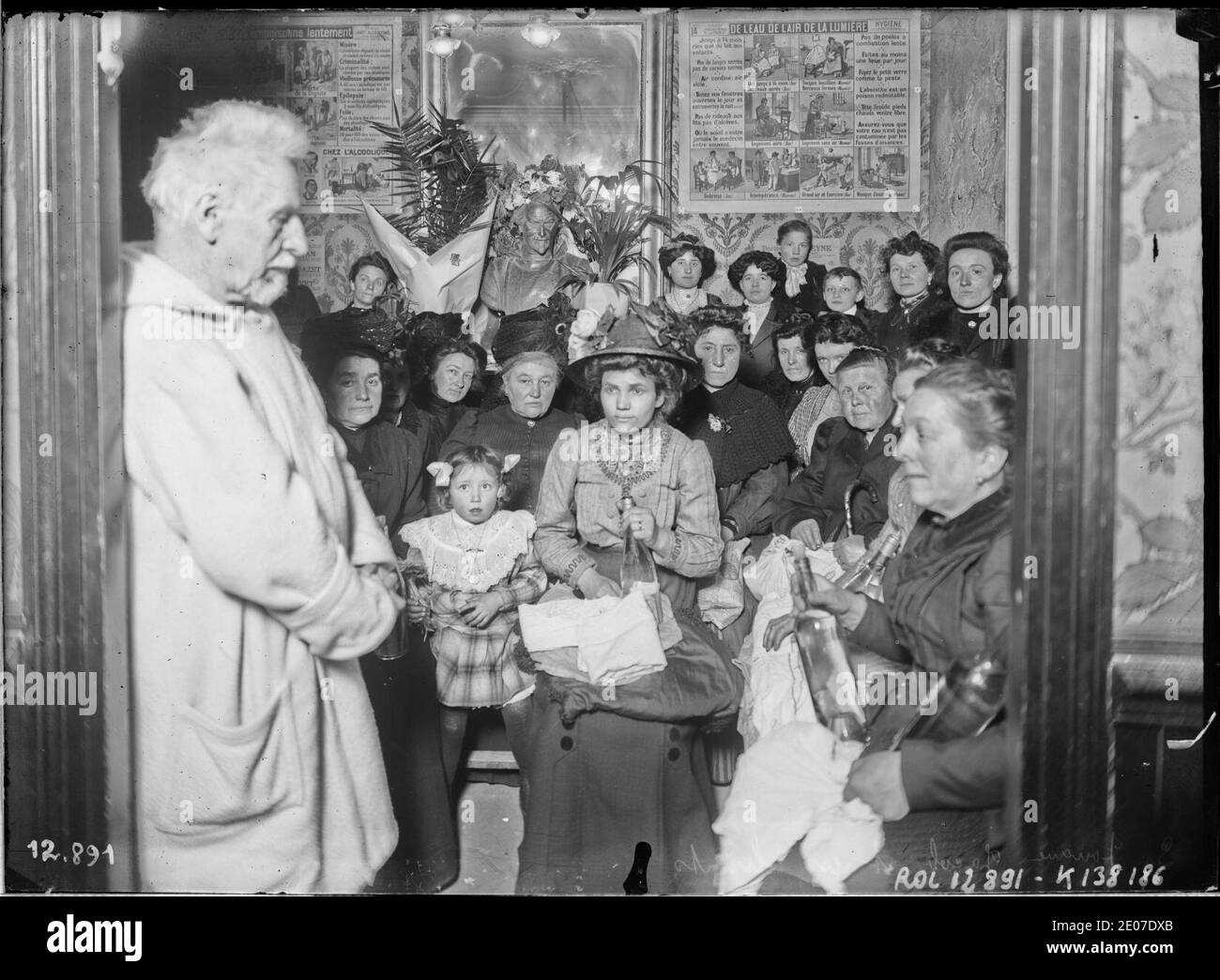 Le zouave Jacob et ses clients 2 Stock Photo - Alamy