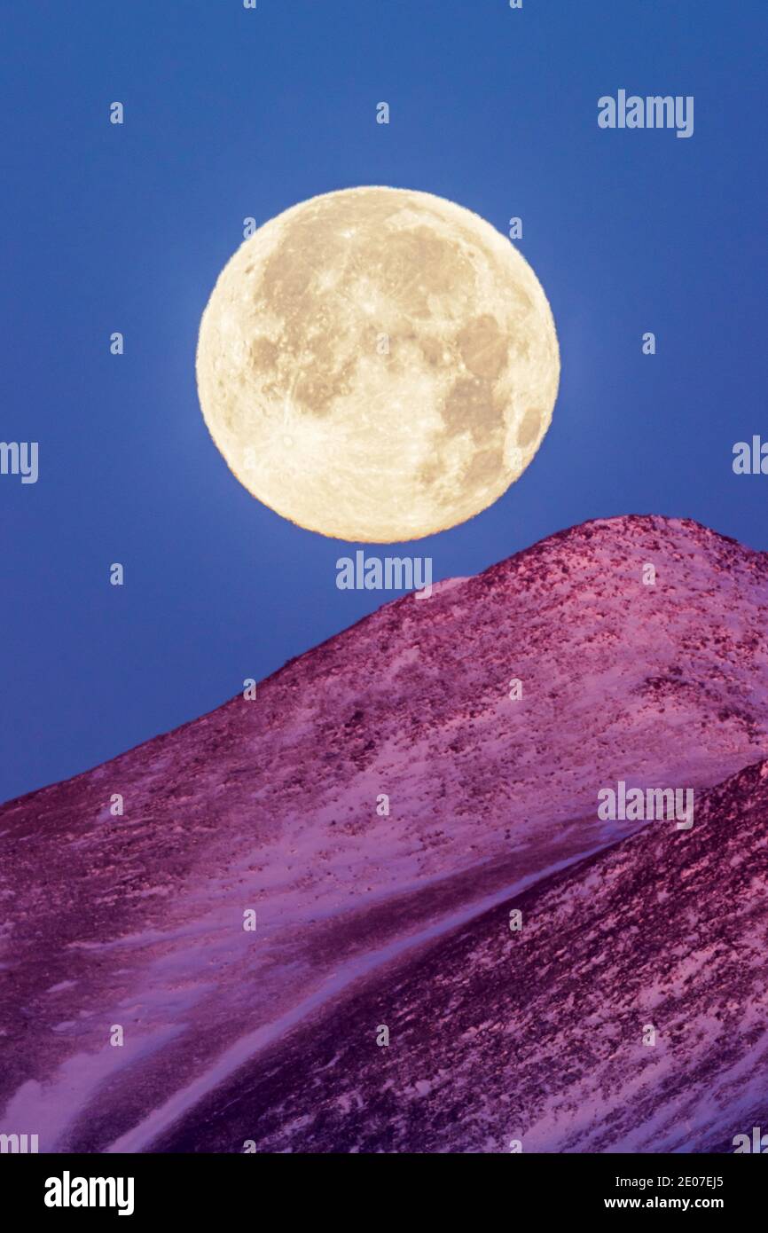 Full cold moon hi-res stock photography and images - Alamy