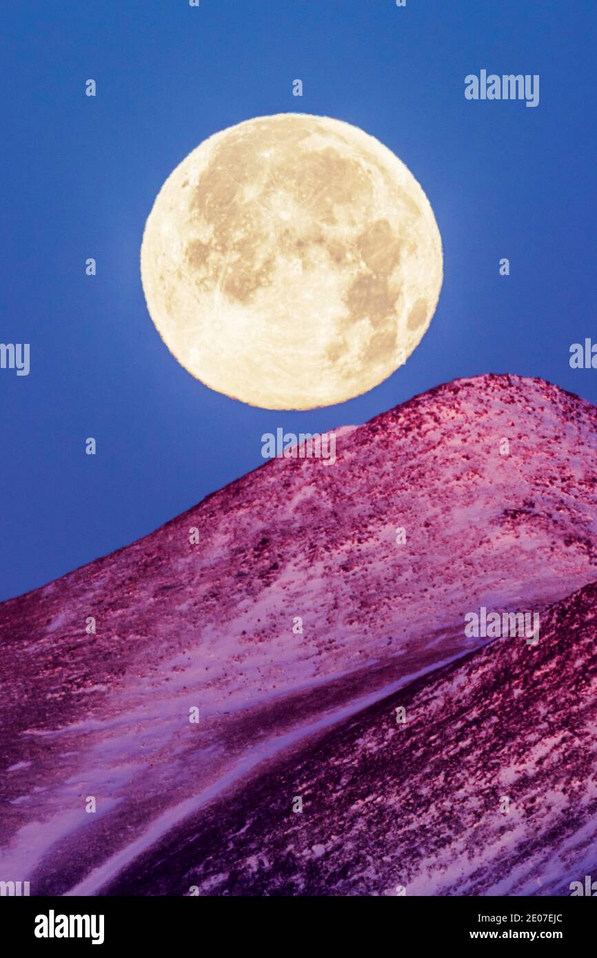 Full cold moon hi-res stock photography and images - Alamy