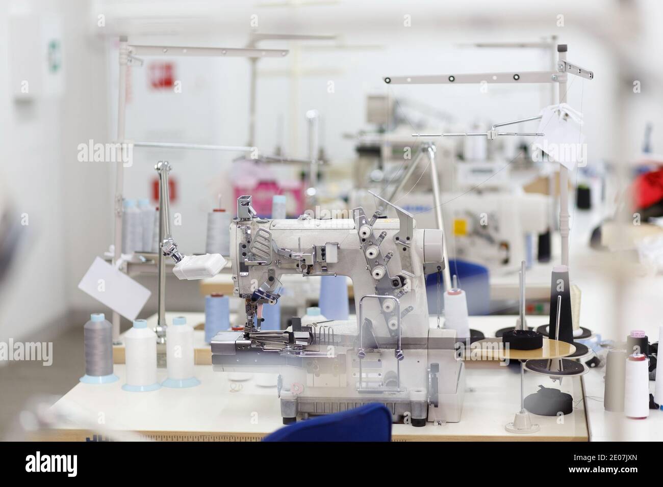 Sewing machine tailors shop in hi-res stock photography and images - Alamy