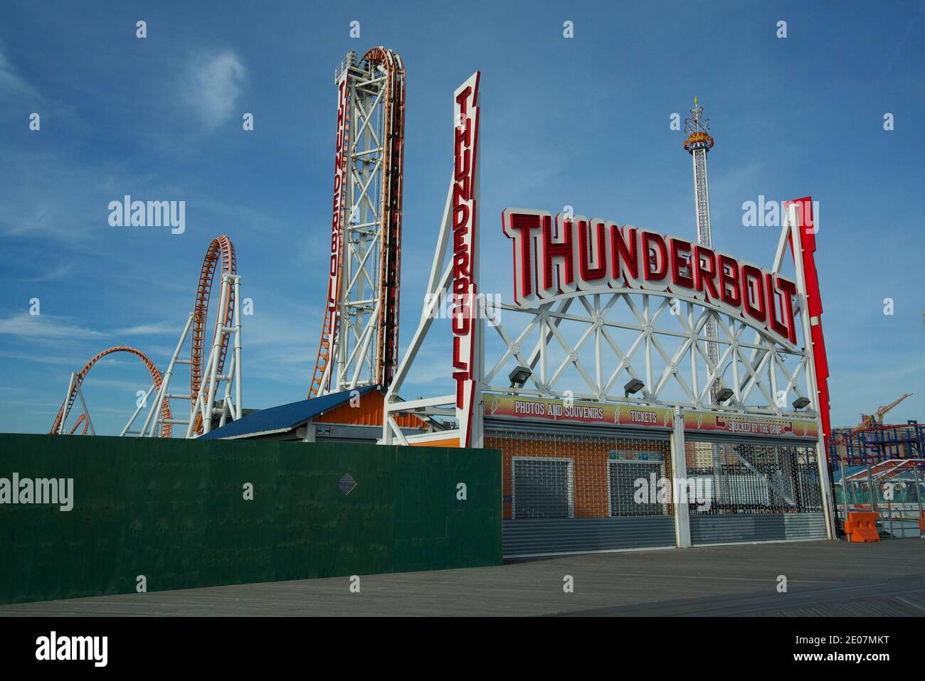 Thunderbolt roller coaster hi-res stock photography and images - Alamy