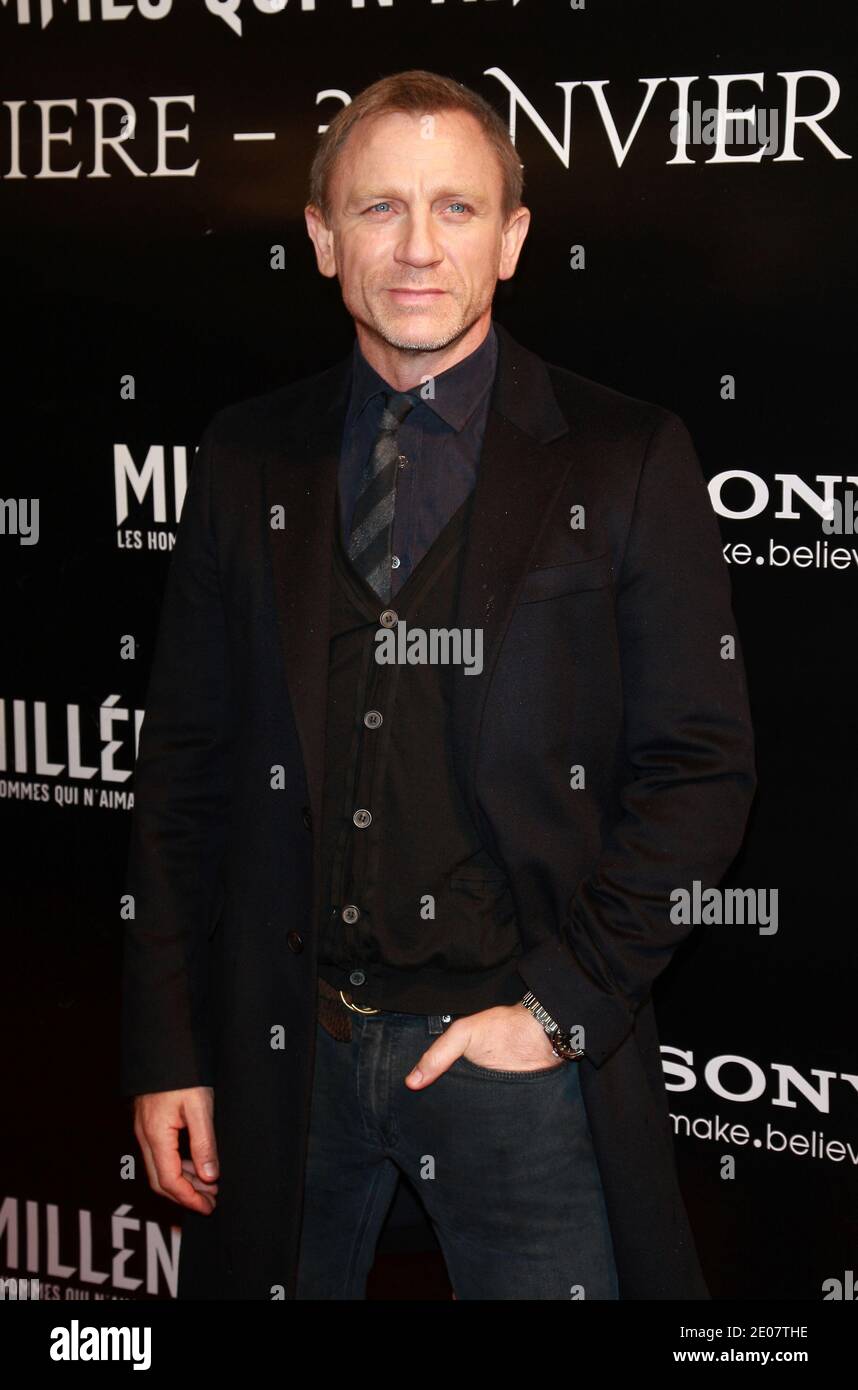 Daniel Graig arriving for the premiere of 'Millenium - The Girl with ...