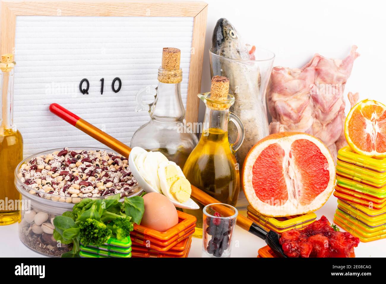 Composition with food contains coenzyme Q10, antioxidant, produce ...