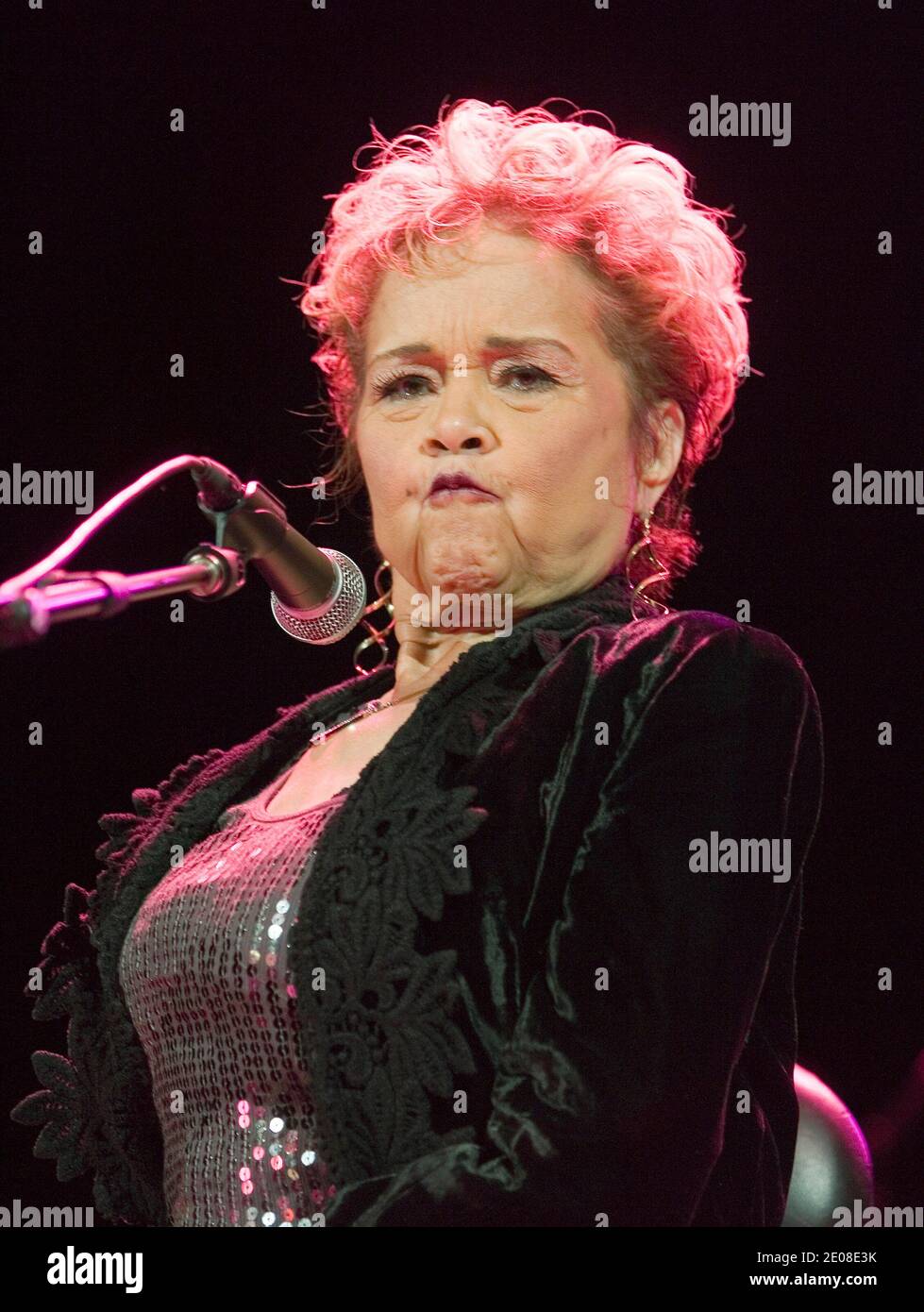 Young Etta James Singing At Last