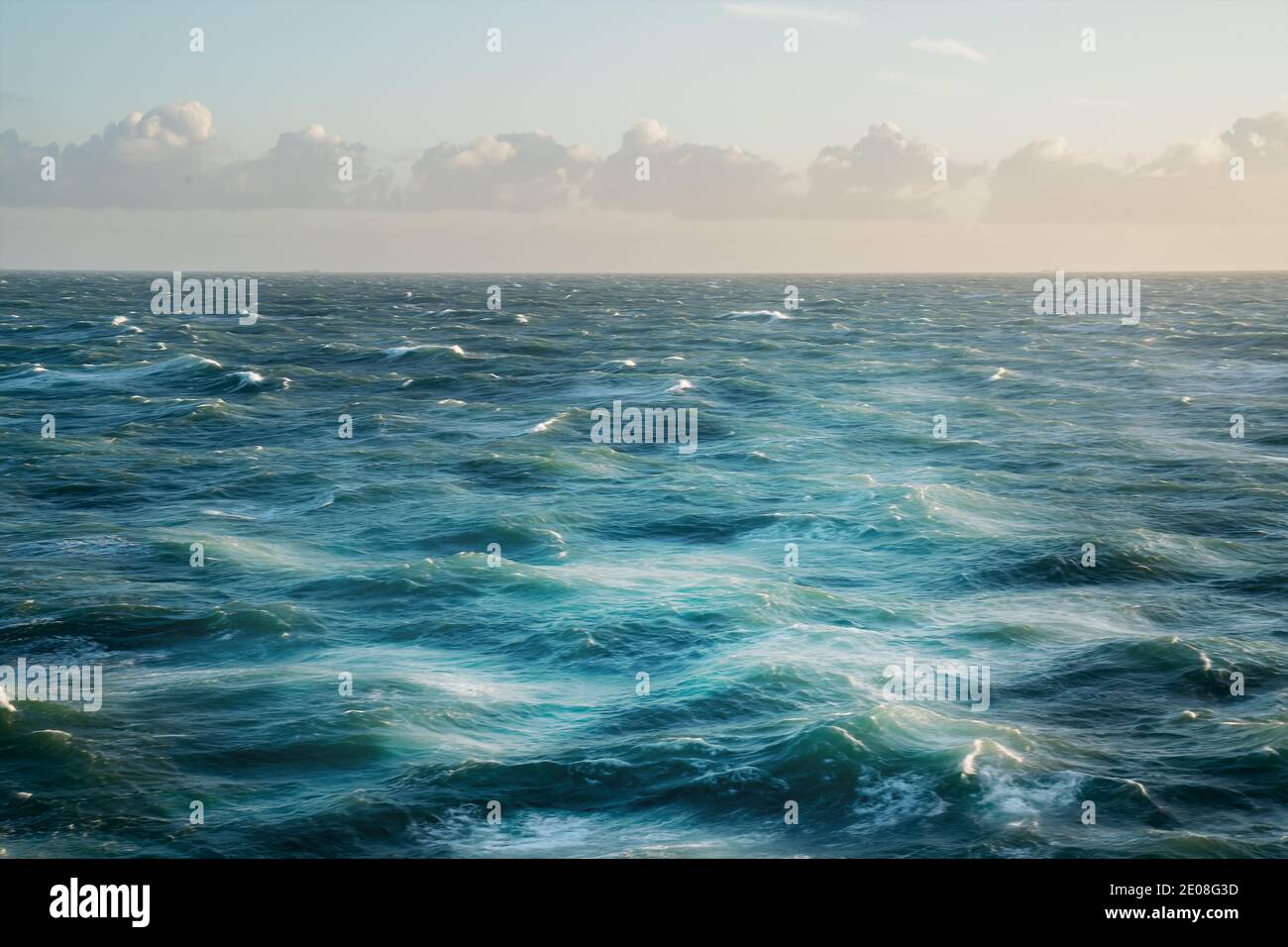 Horizon wave pattern hi-res stock photography and images - Alamy