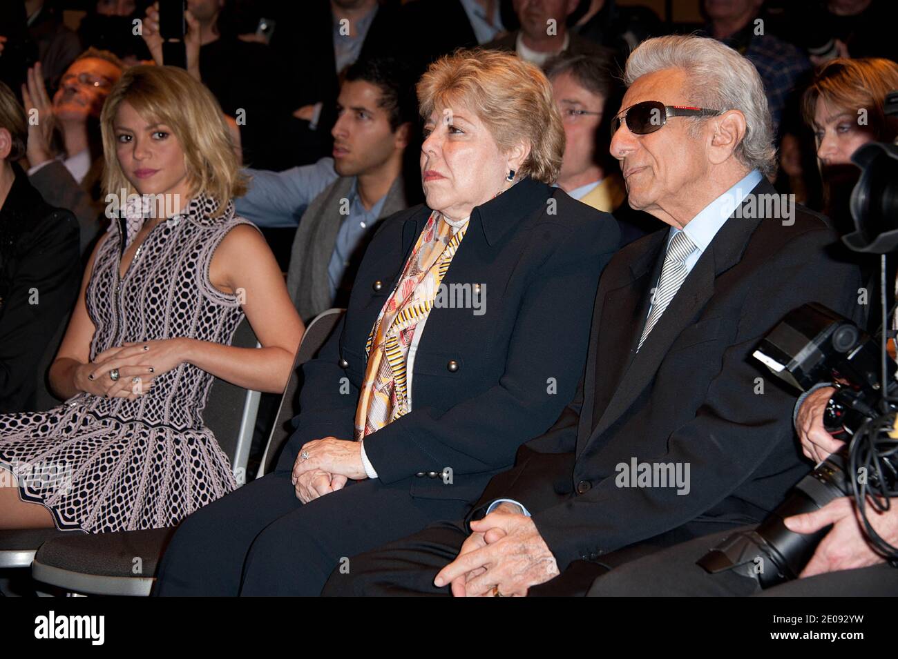 Shakira (here with parents) is honored by French Minister of Culture ...