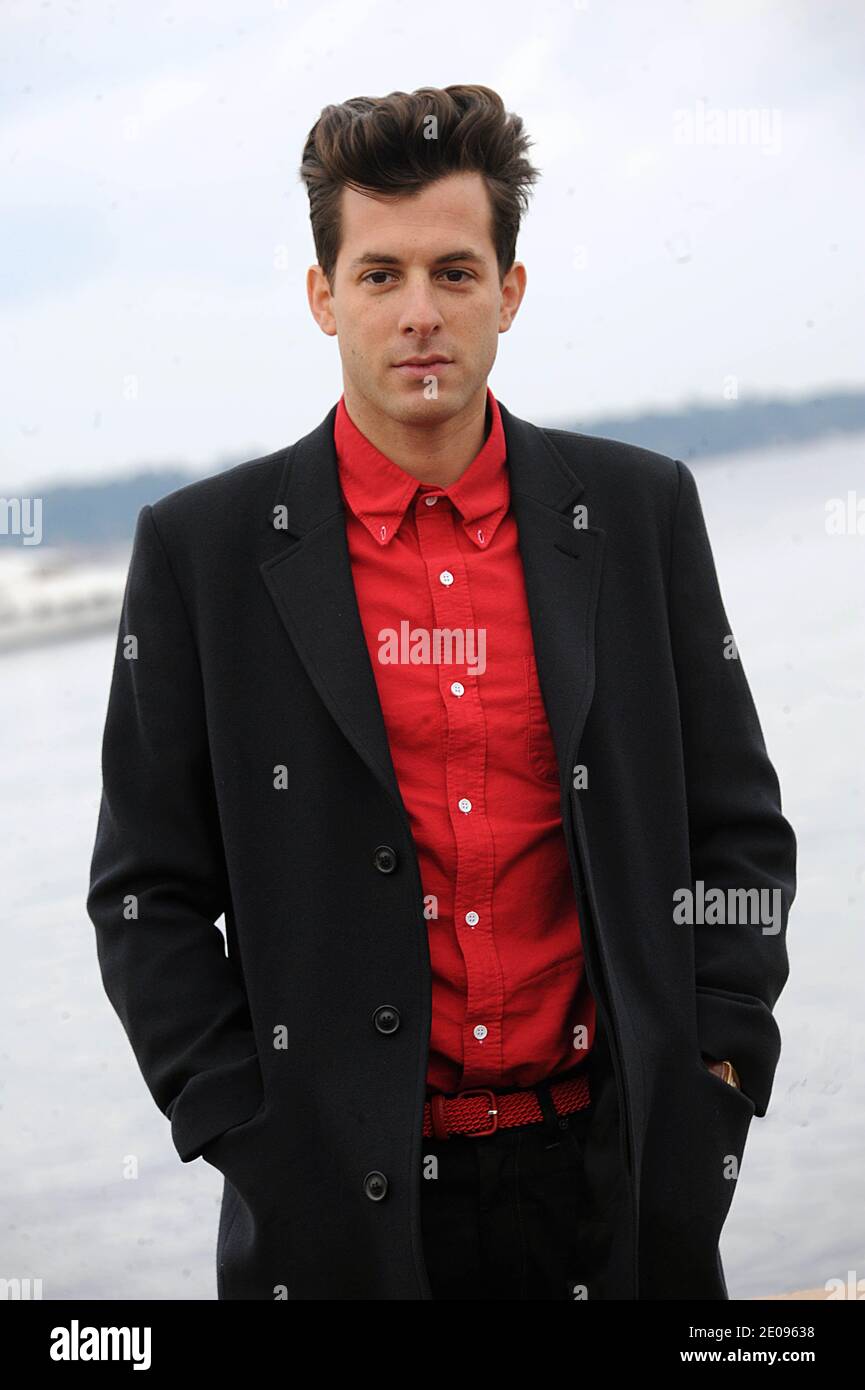 English DJ Mark Ronson poses for a photocall during the 46th MIDEM in ...