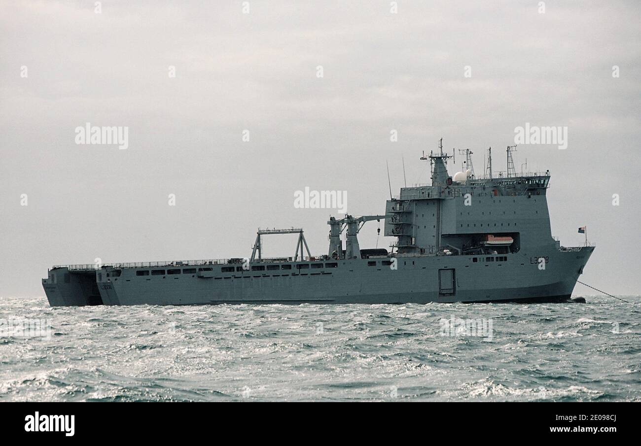 Royal fleet auxilliary hi-res stock photography and images - Alamy