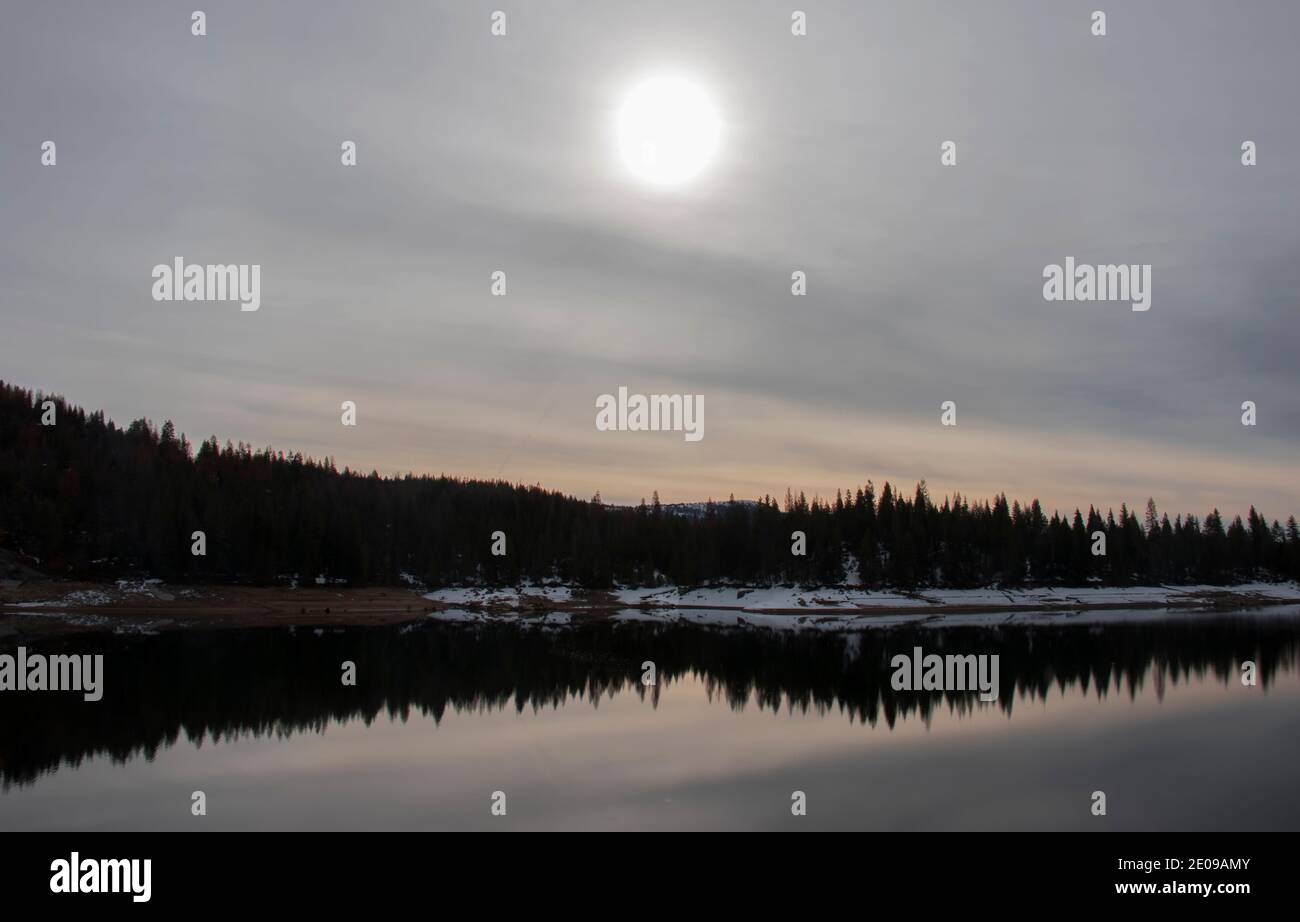 Beautiful reflection in water hi-res stock photography and images - Alamy