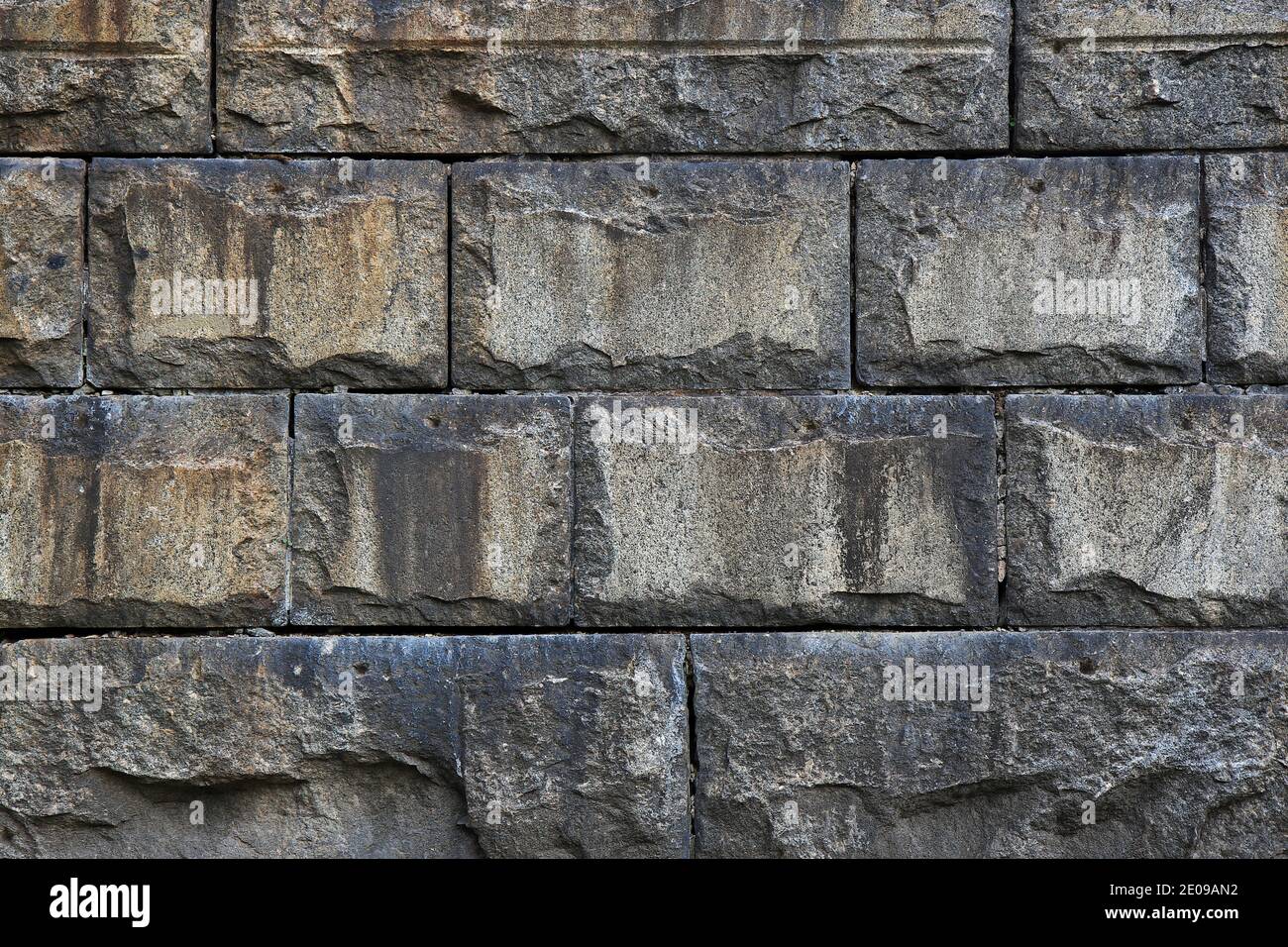 Masonry rock wall structure hi-res stock photography and images - Alamy