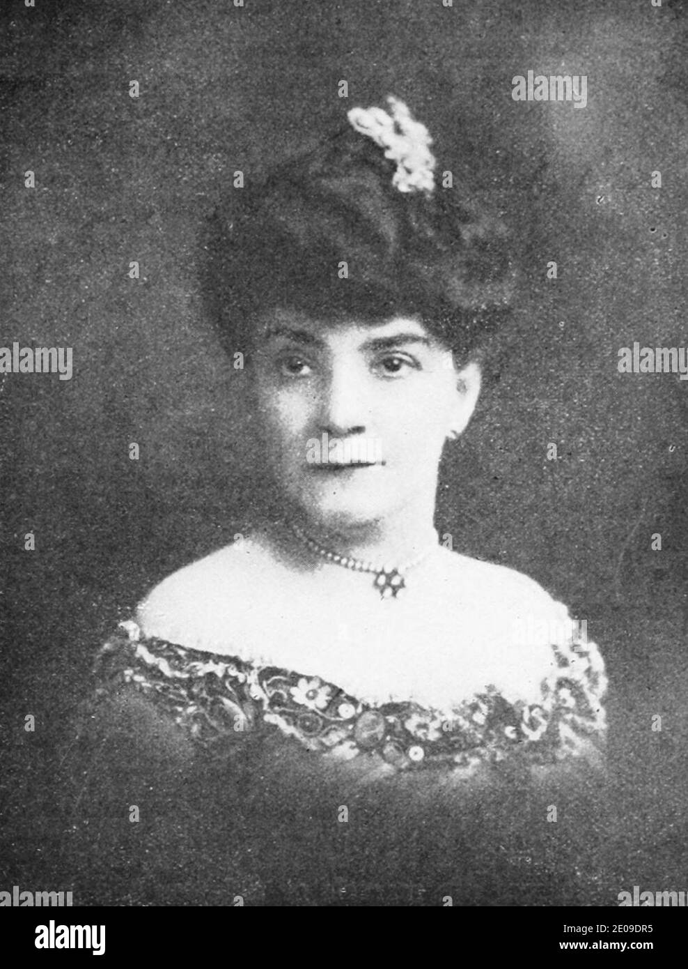 Leonora archive hi-res stock photography and images - Alamy