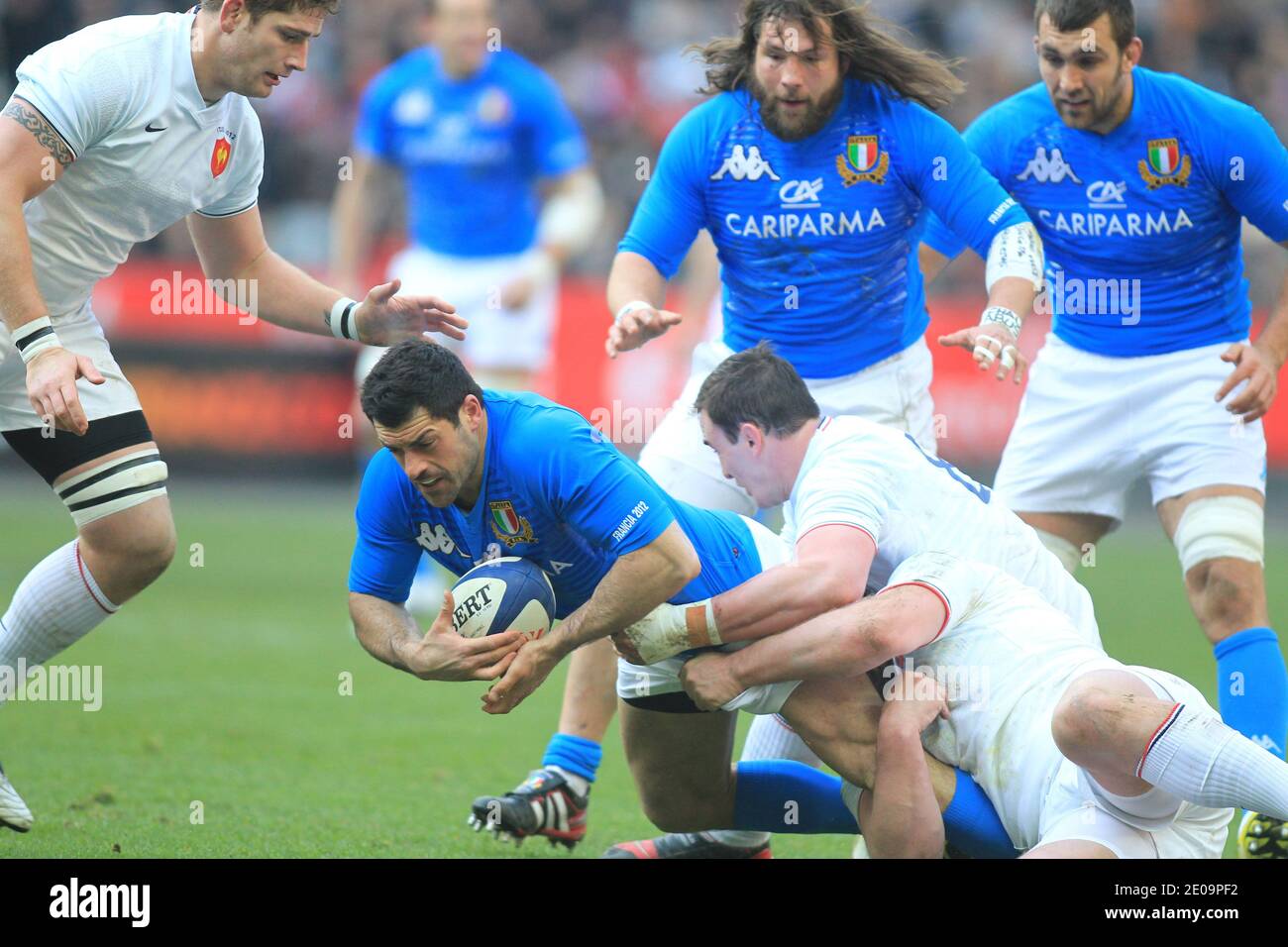 Andrea Masi of Italy in action during the Rugby RBS 6 Nations ...