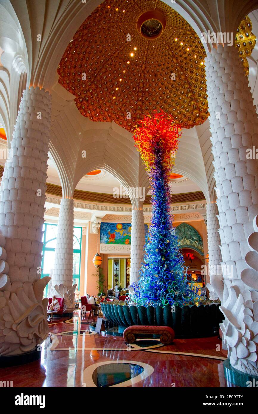 ATLNATIS HOTEL, HALL, DUBAI, UNITED ARAB EMIRATES.HALL DE L'HOTEL ...