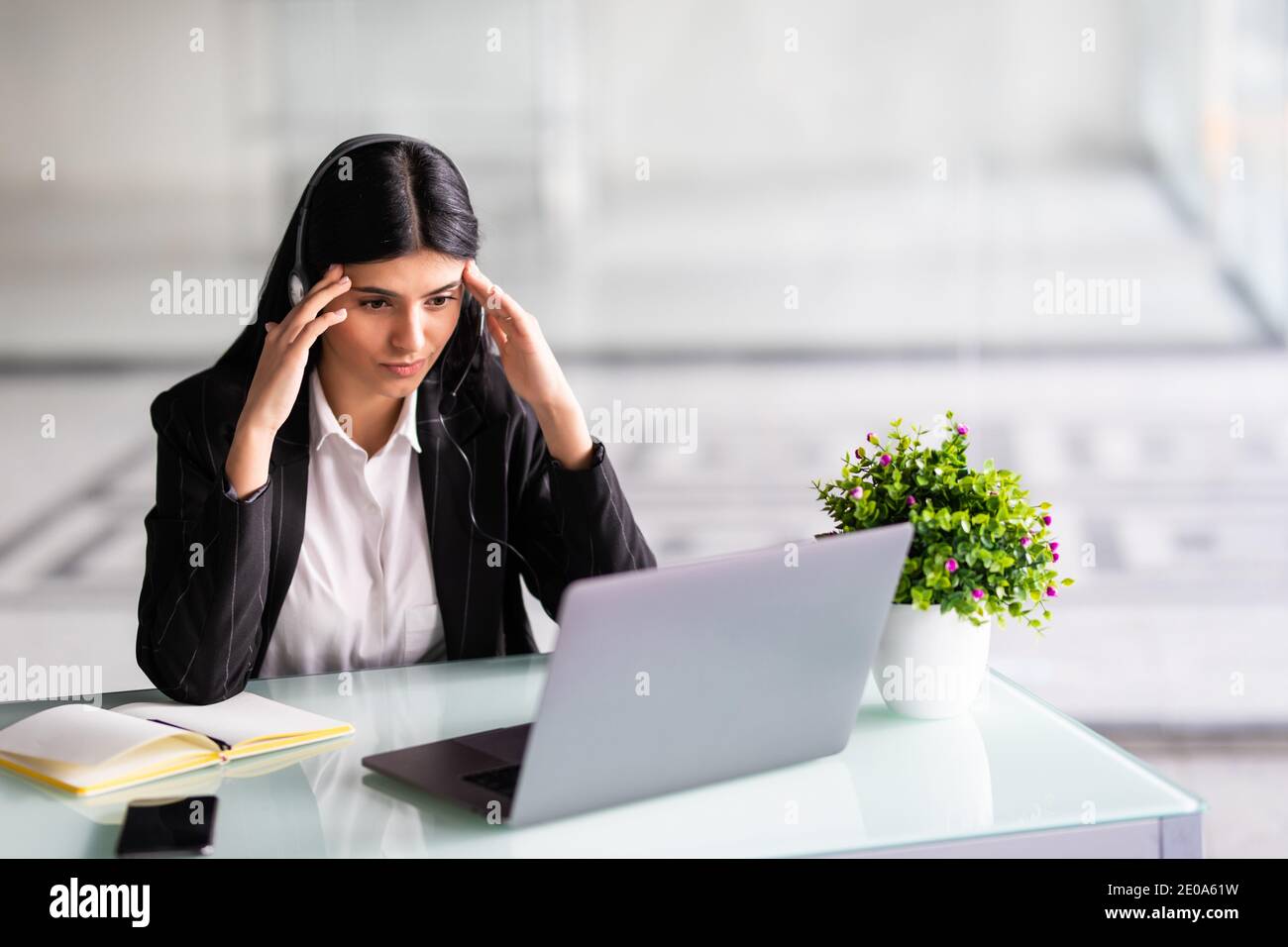 Tired receptionist hi-res stock photography and images - Alamy