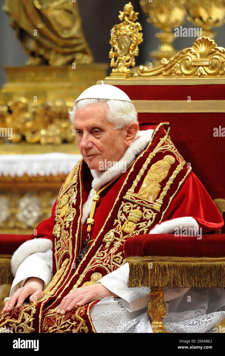Pope Benedict XVI formally created 22 new cardinals amid cheers during ...