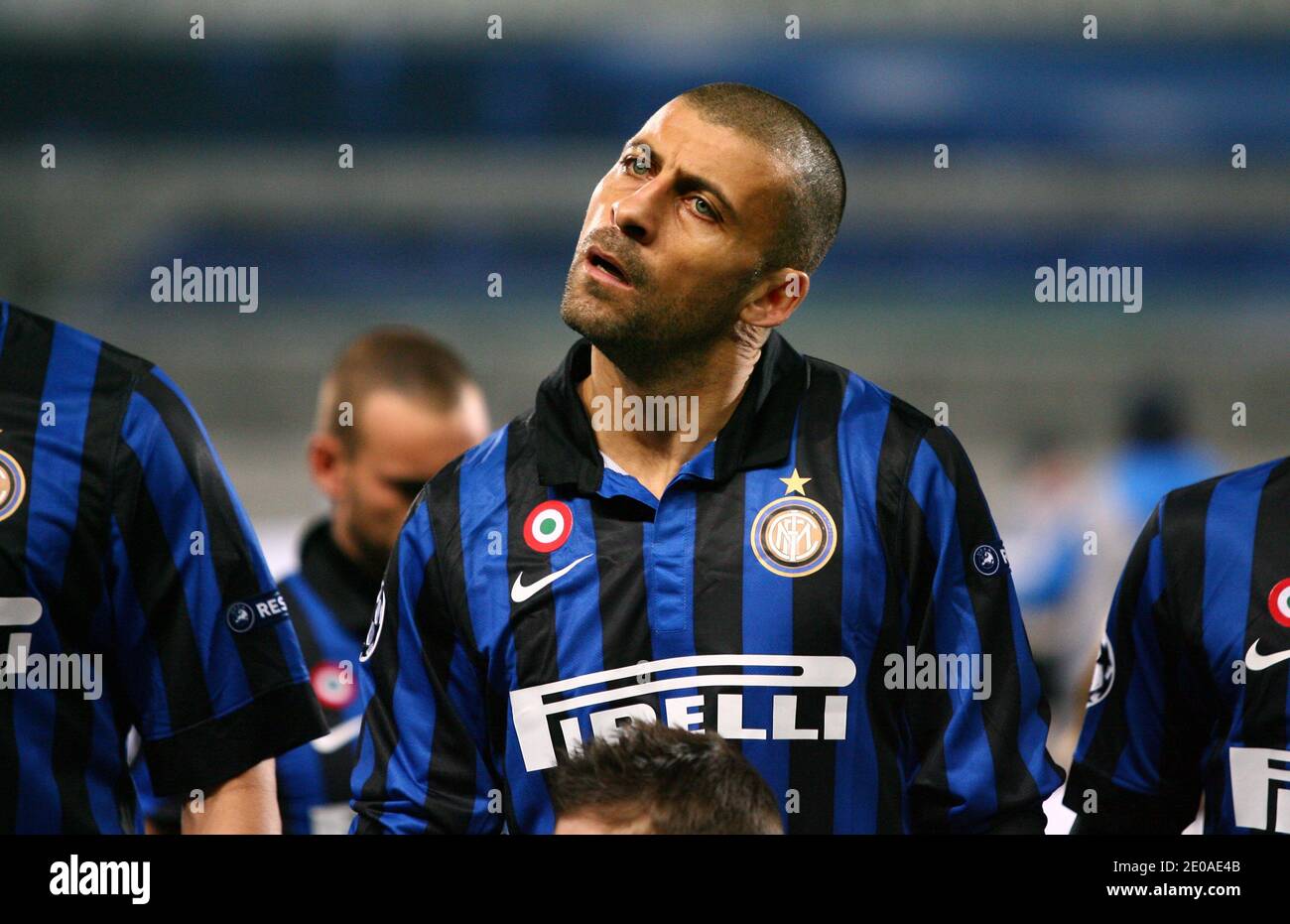 Inter milans walter samuel hi-res stock photography and images - Alamy