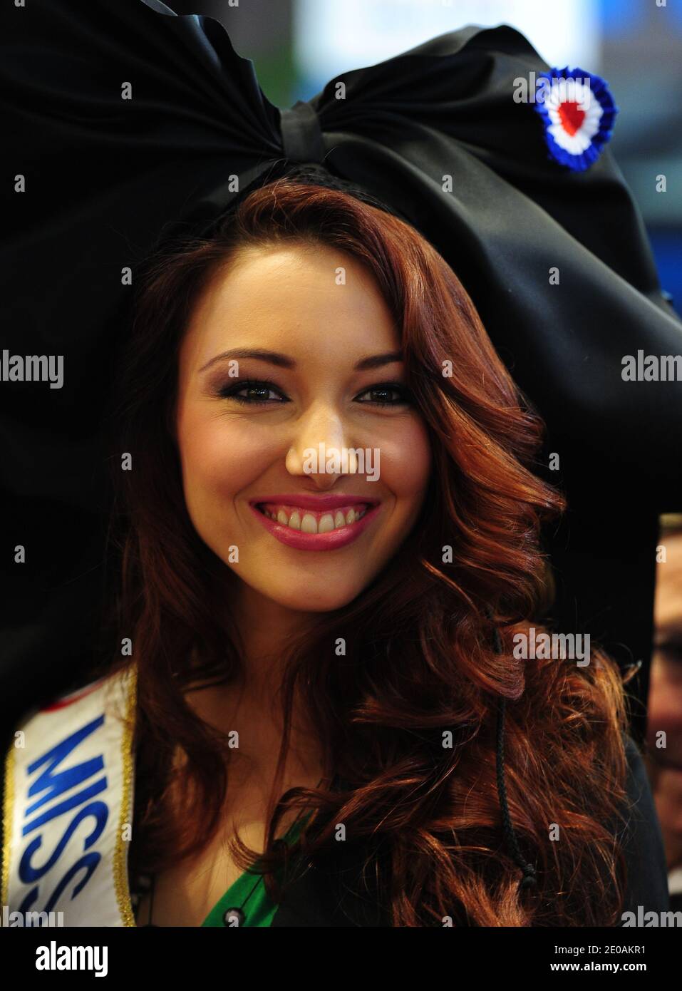 Miss France 2012, Delphine Wespiser visits the Paris international ...