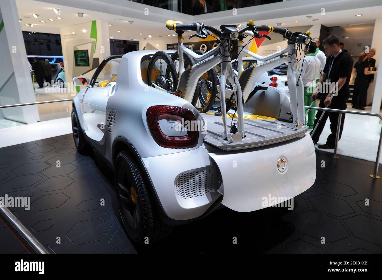 Concept Car Smart For-Us on display at the 82nd International Motor ...