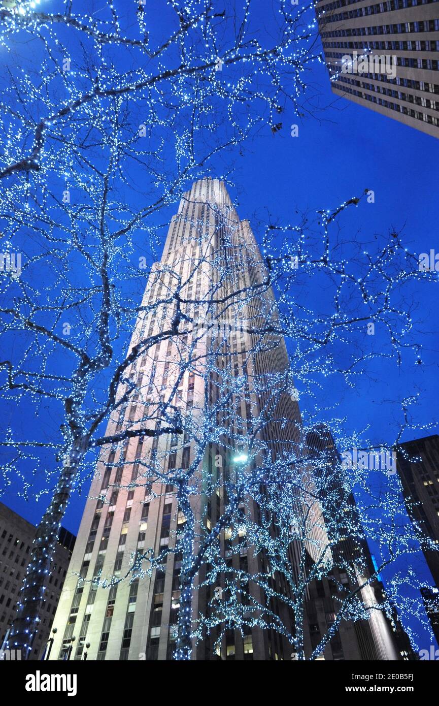 View of the Lower Plaza, Rockefeller Center in New York City, NY, USA ...