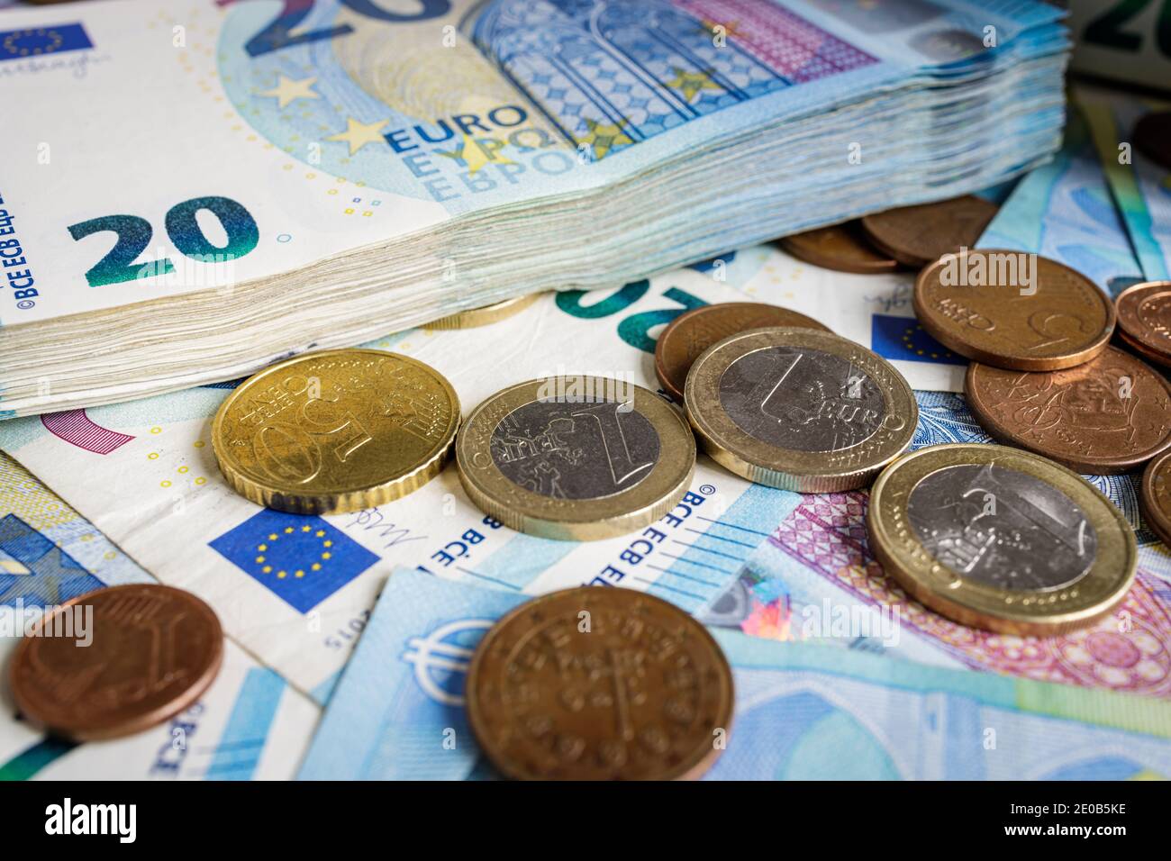 Euro banknotes coins eur hi-res stock photography and images - Alamy