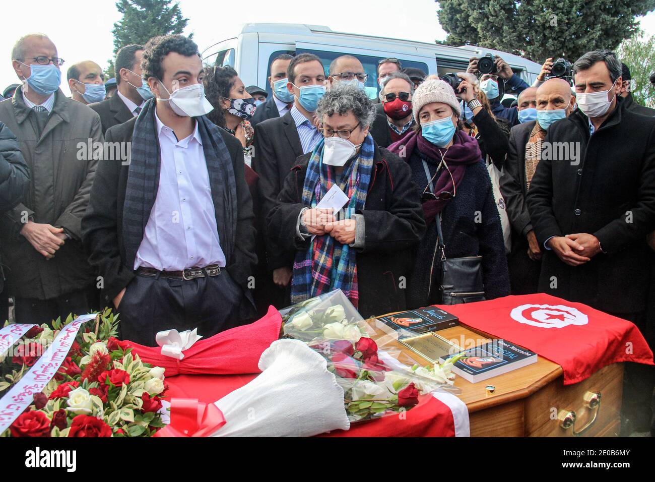 Tunis, Tunisia. 30th Dec, 2020. Azza Ghanmi (C) wife of Gilbert seen ...