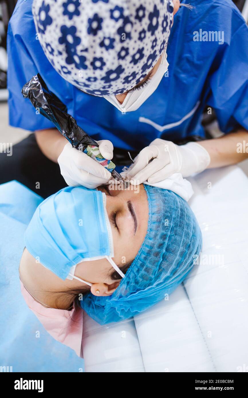 Mexican girl eyebrows hi-res stock photography and images - Alamy