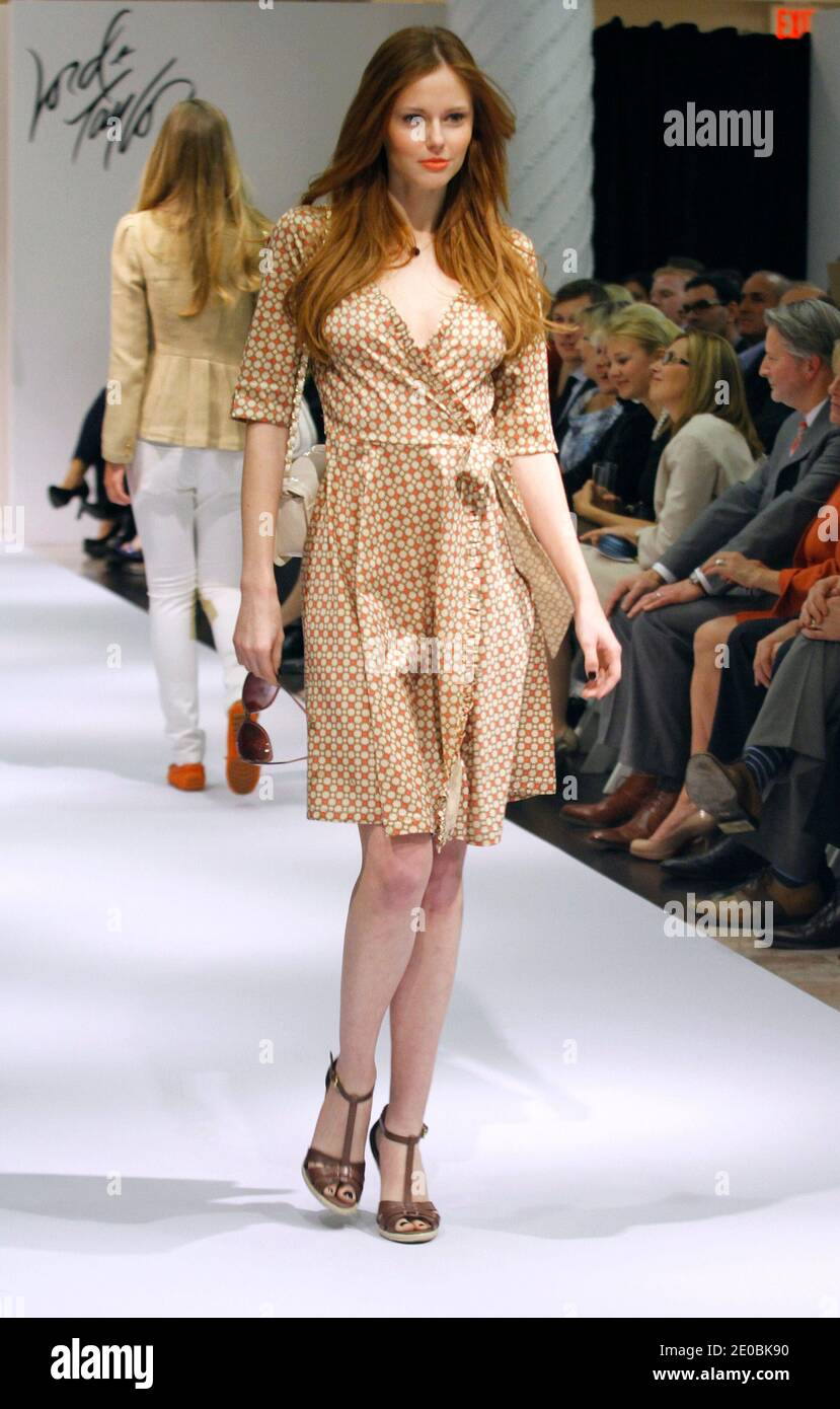 Creations of lord hi-res stock photography and images - Alamy