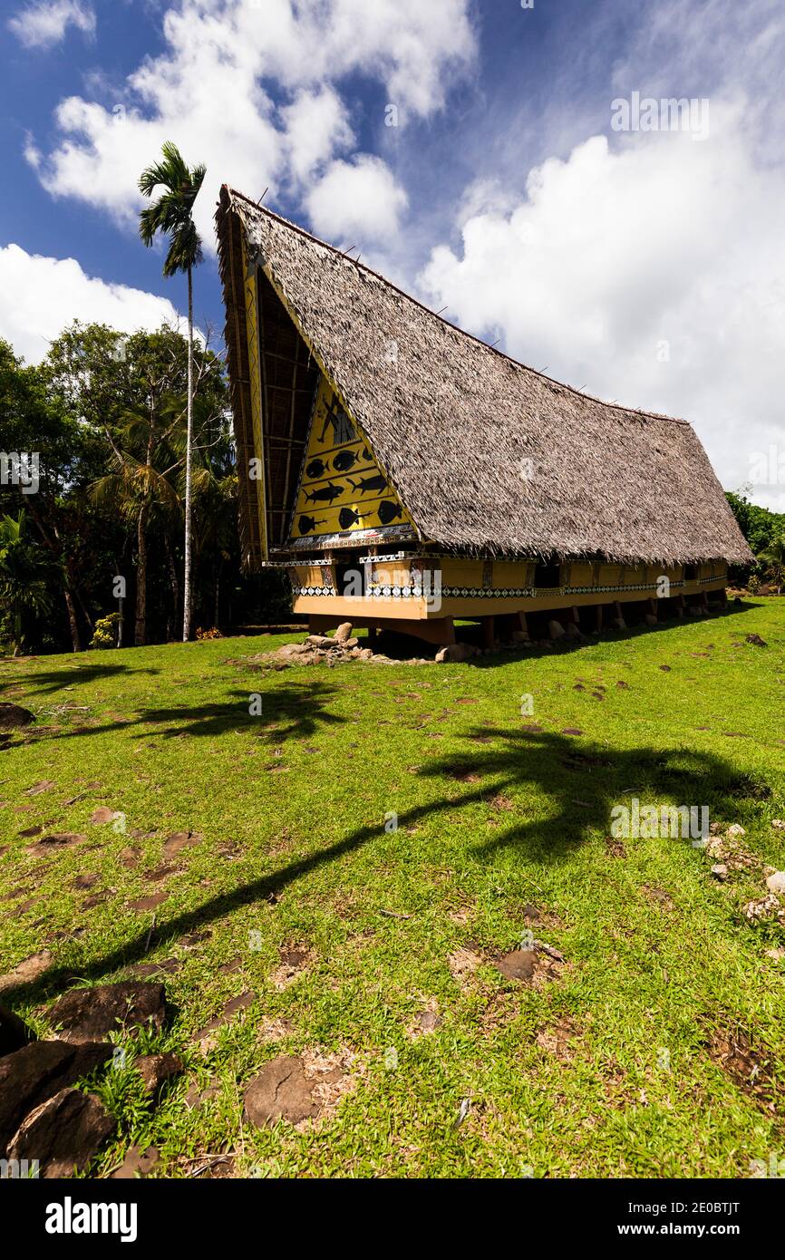 Bai Rekeai, Bai is traditional wooden house, Men’s meeting house, men's ...