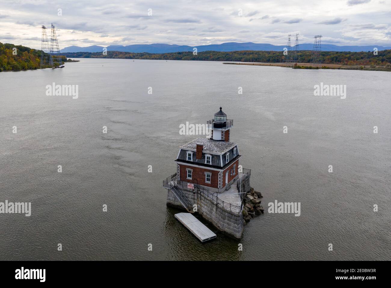 The Hudson Athens Lighthouse, sometimes called the Hudson City light, is a lighthouse located in ...
